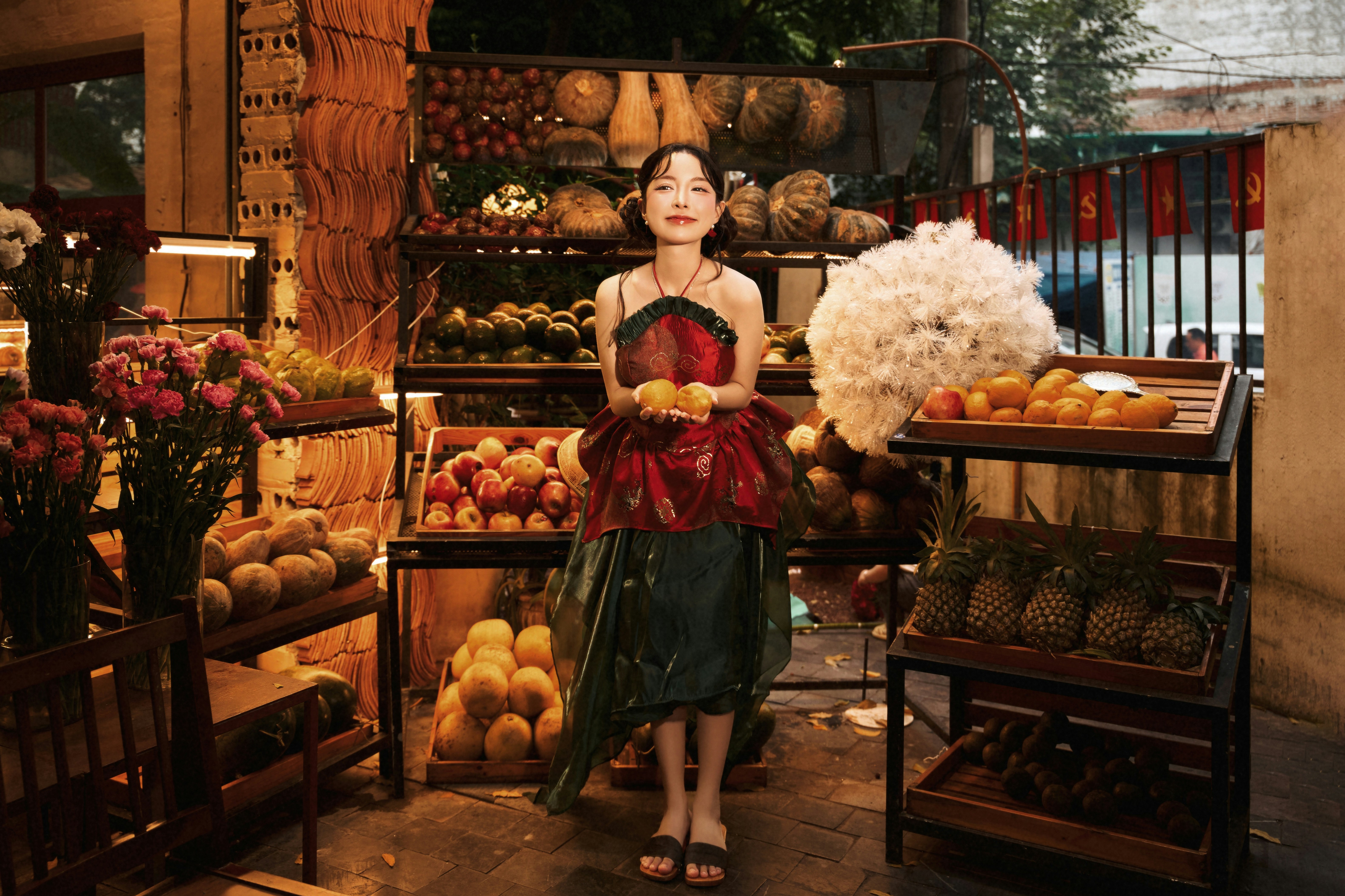 The Market Muse in a Warm Citrus Corner