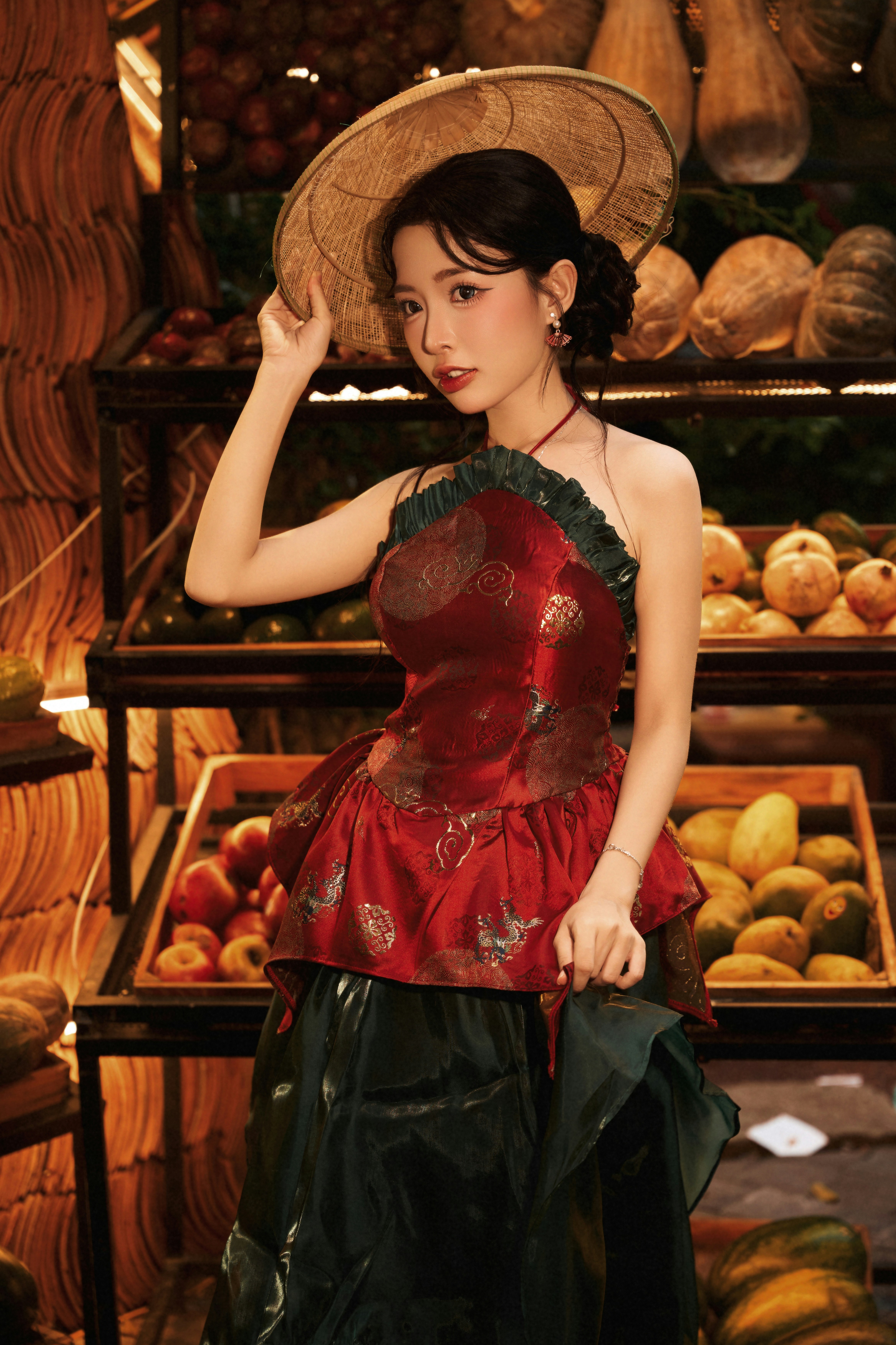 Red Silk and Straw: The Graceful Enchantress of the Market Lights