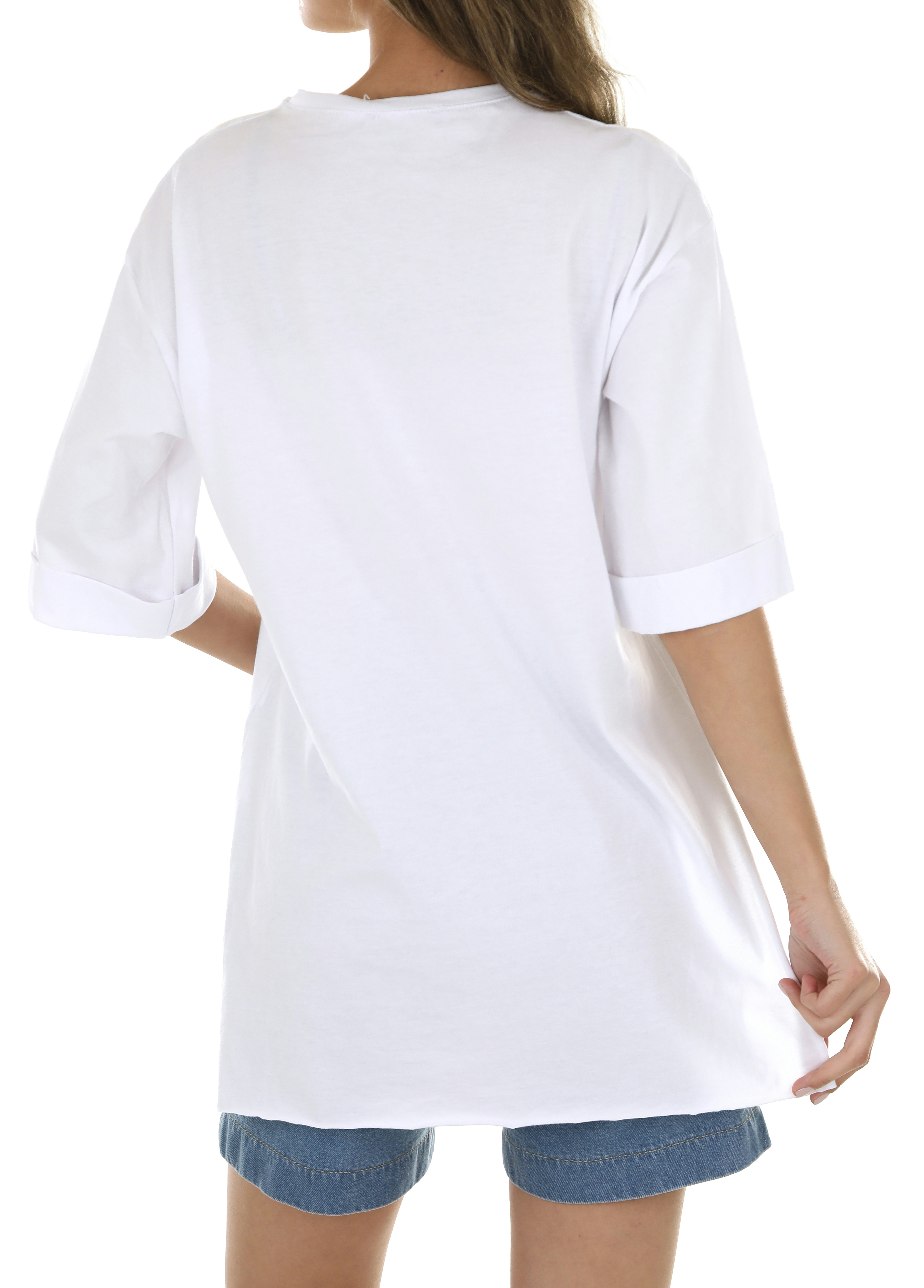Back View in White Tee: Simplicity Meets Casual Comfort