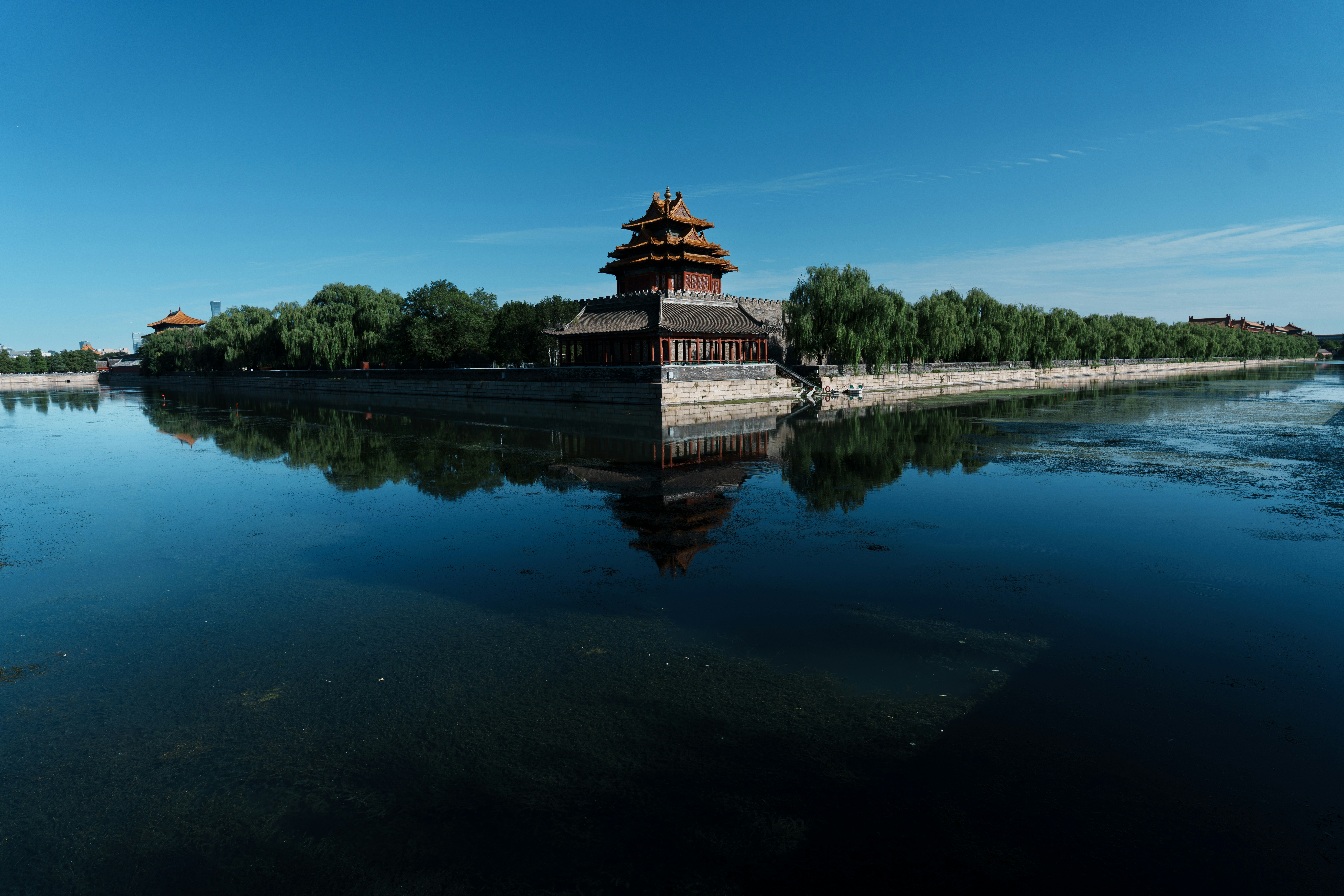 Isolated Crown: Temple on the Calm Mirror