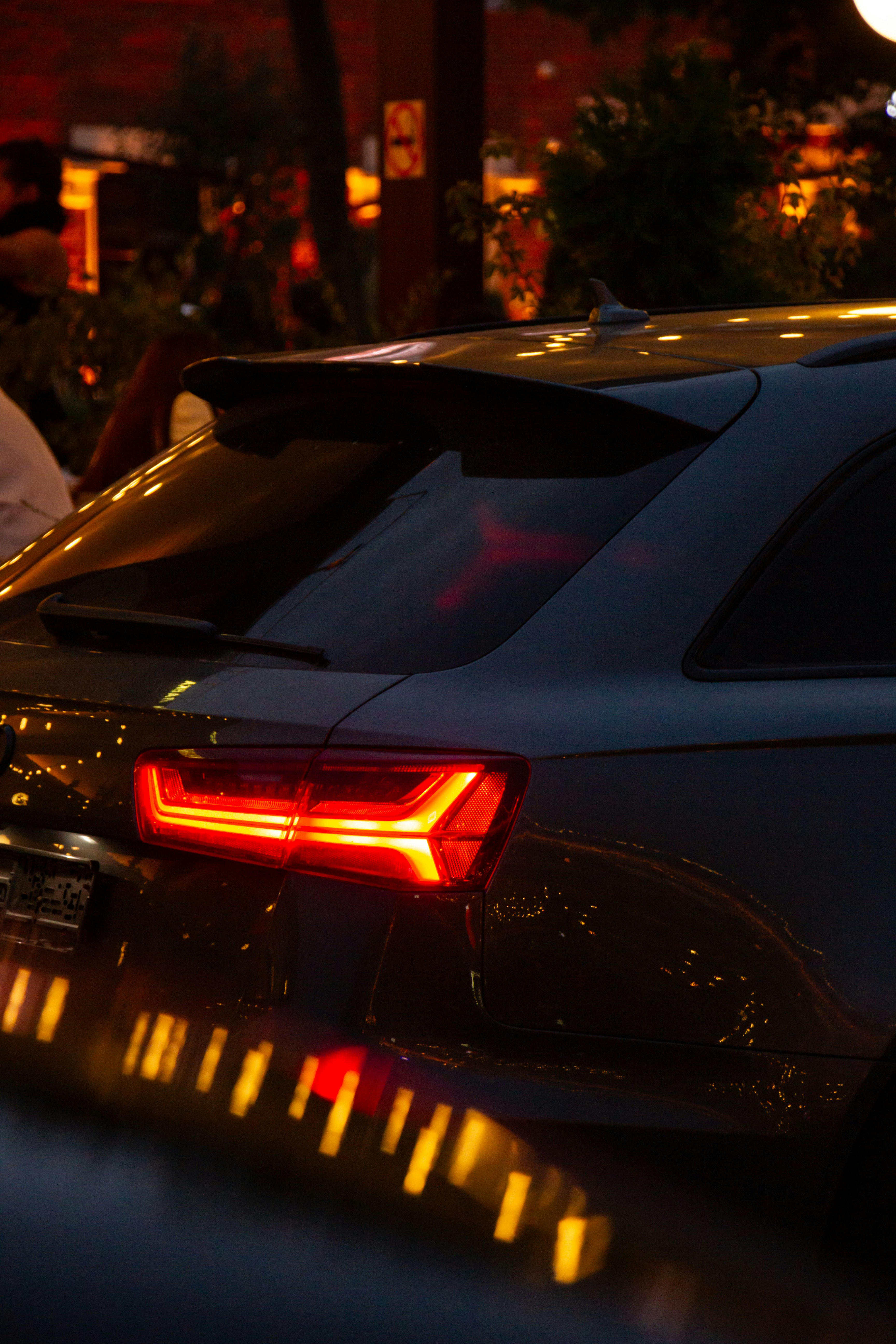 Red Tail Lights, Night City Flow