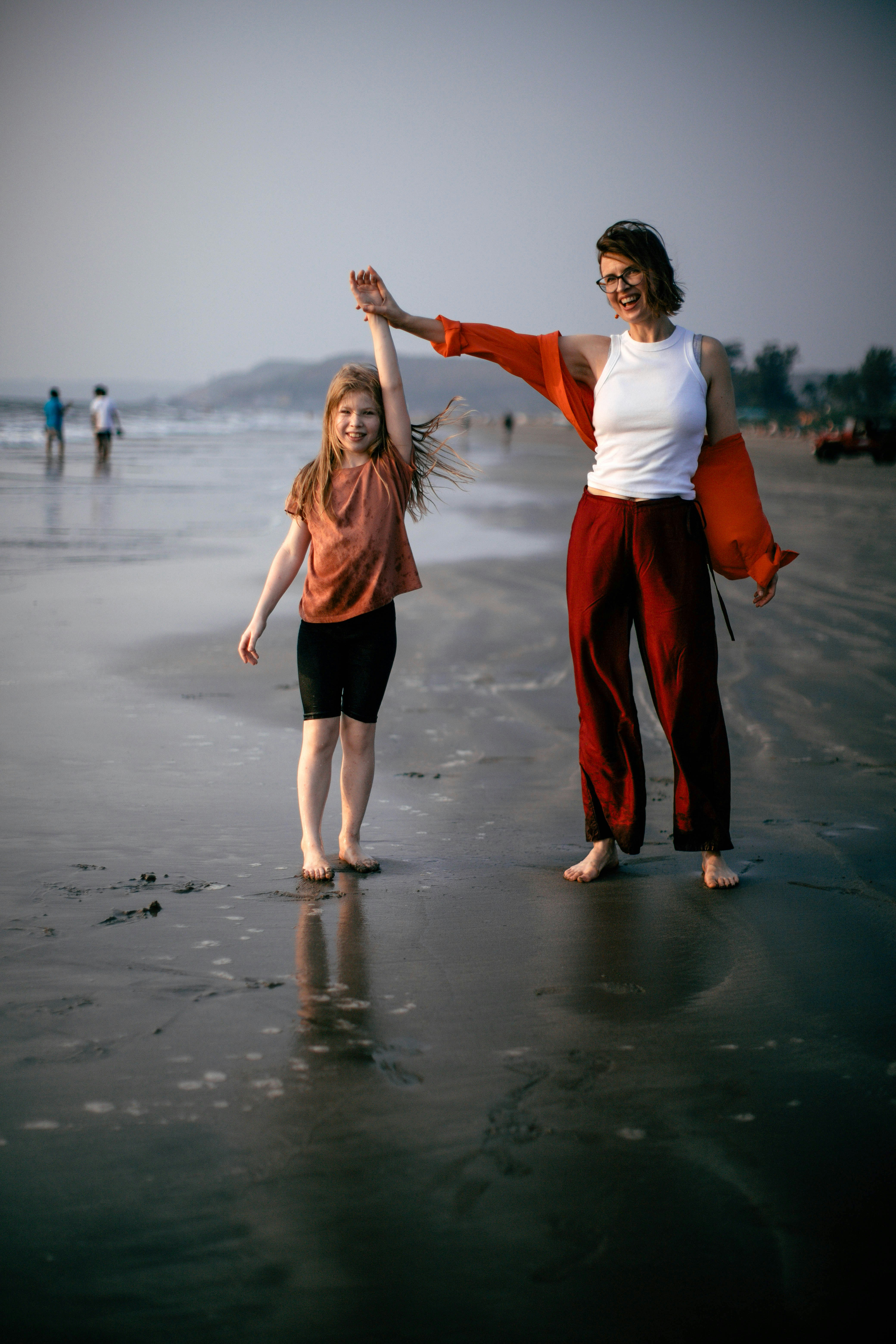 Holding Hands on the Tidal Ribbon