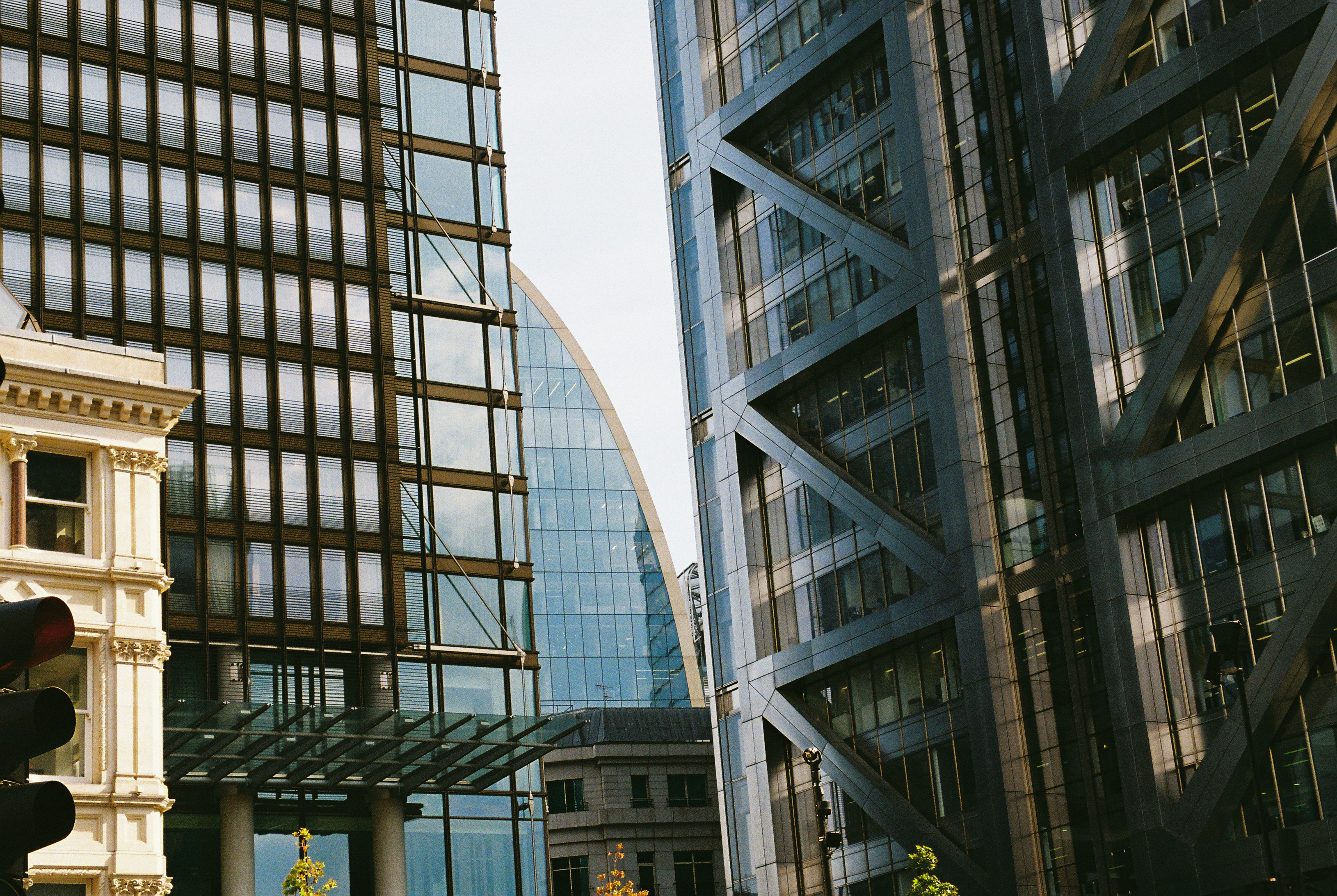 Steel Skyline Convergence Amid Glass and Steel