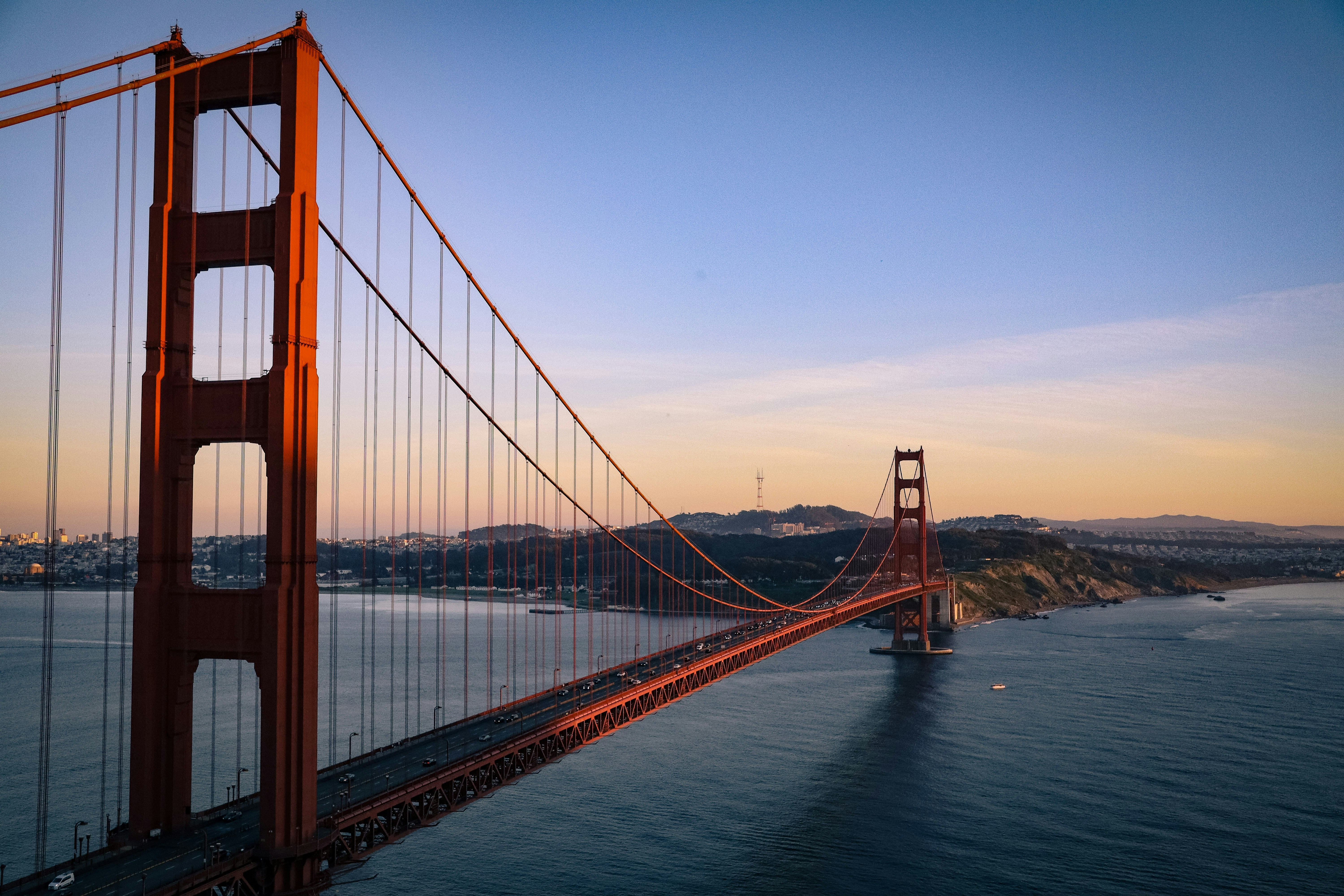 Golden Gate Bridge at Sunset: A Quiet Maritime Panorama