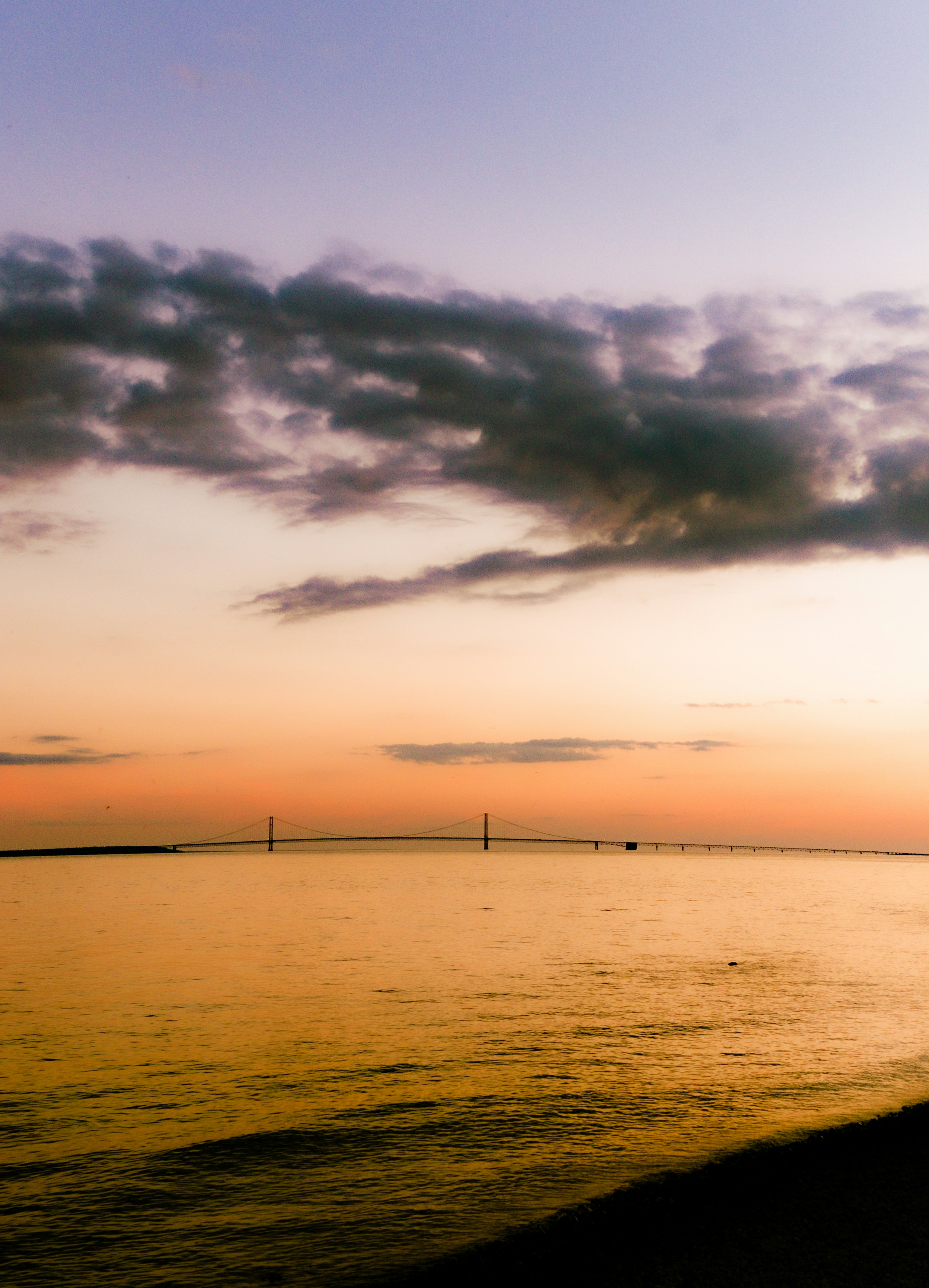 Horizon Serenade at Dusk