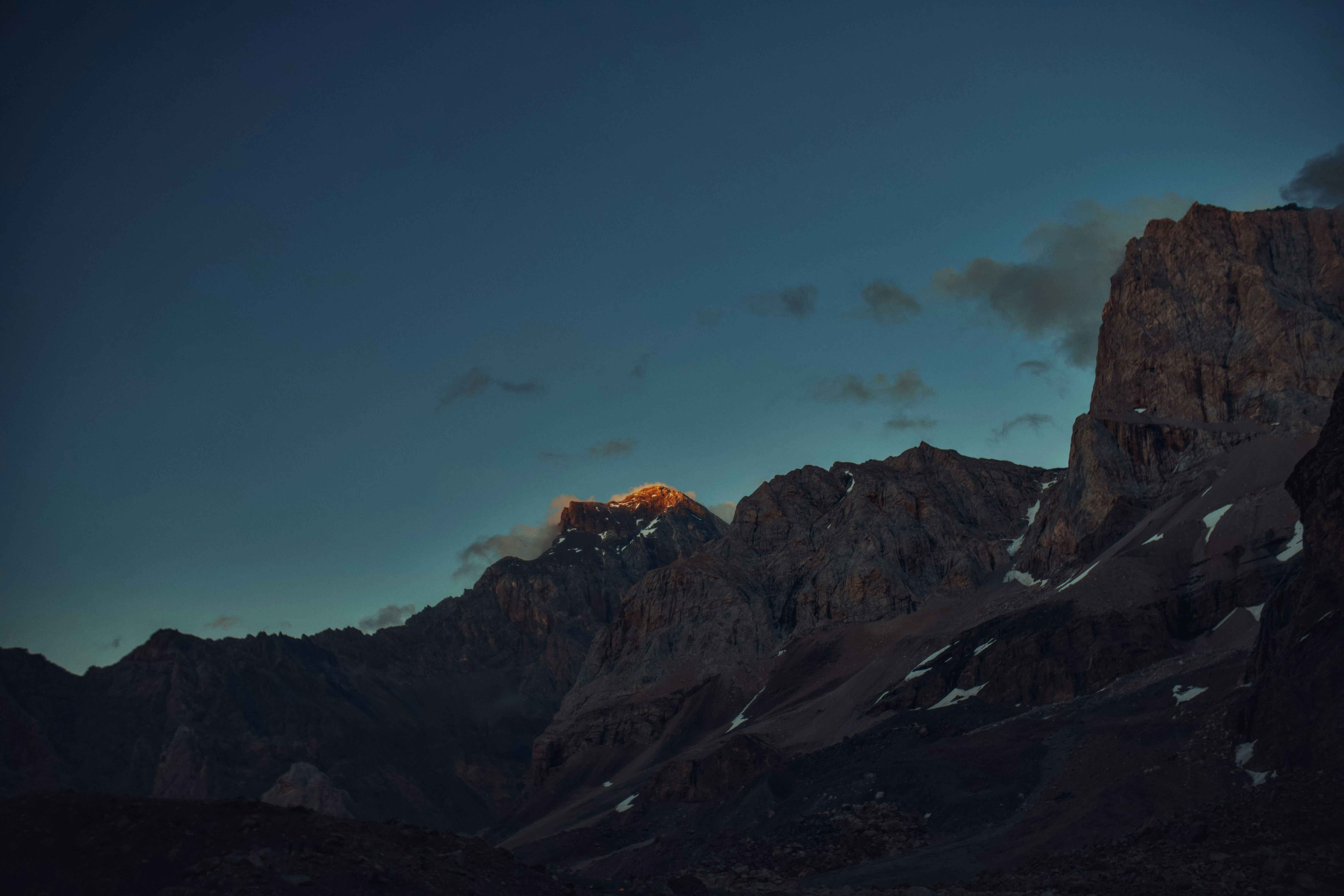 First Light on Knife-Edge Peaks