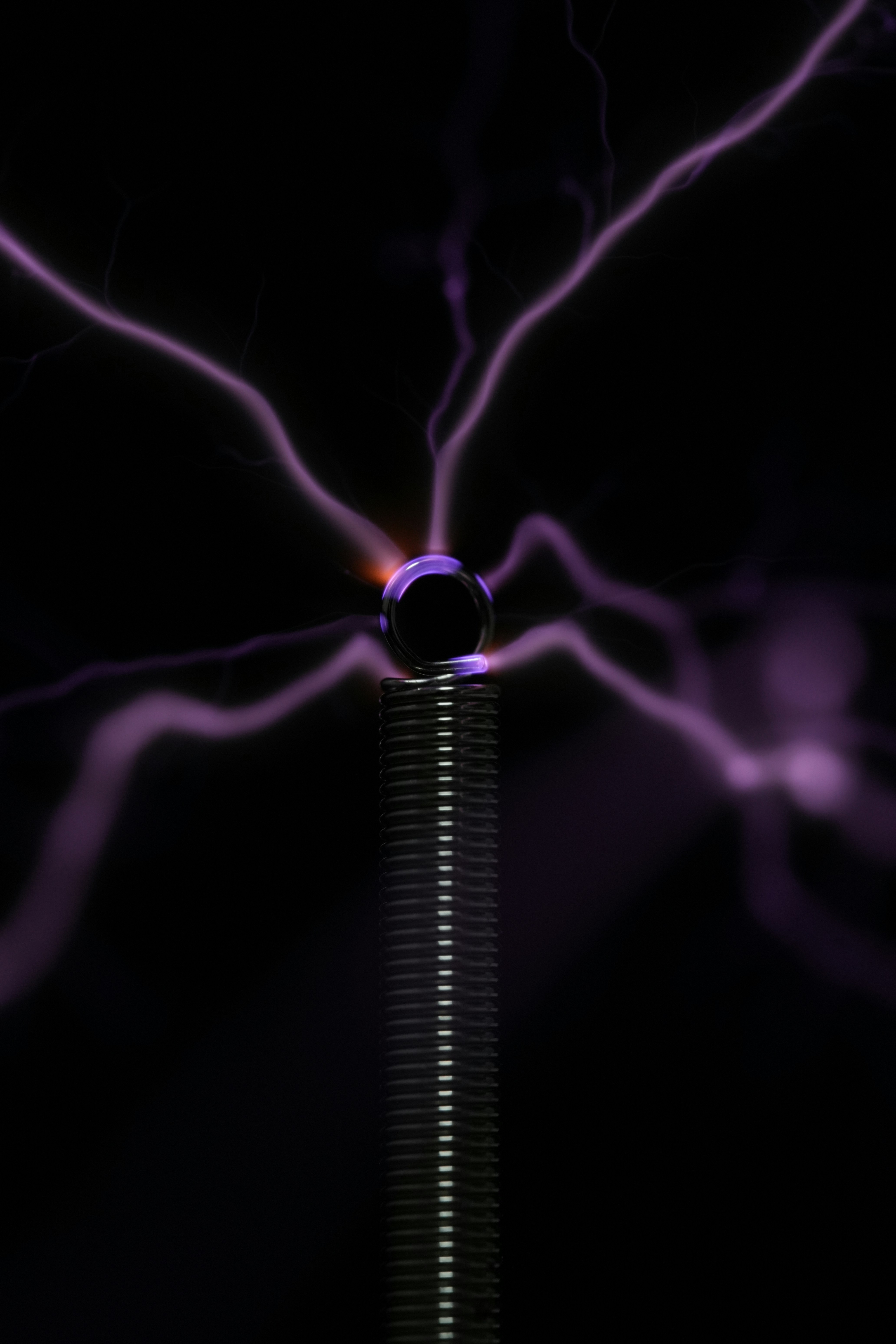 Electrified Ring: A Lone Drop of Light at the Tip