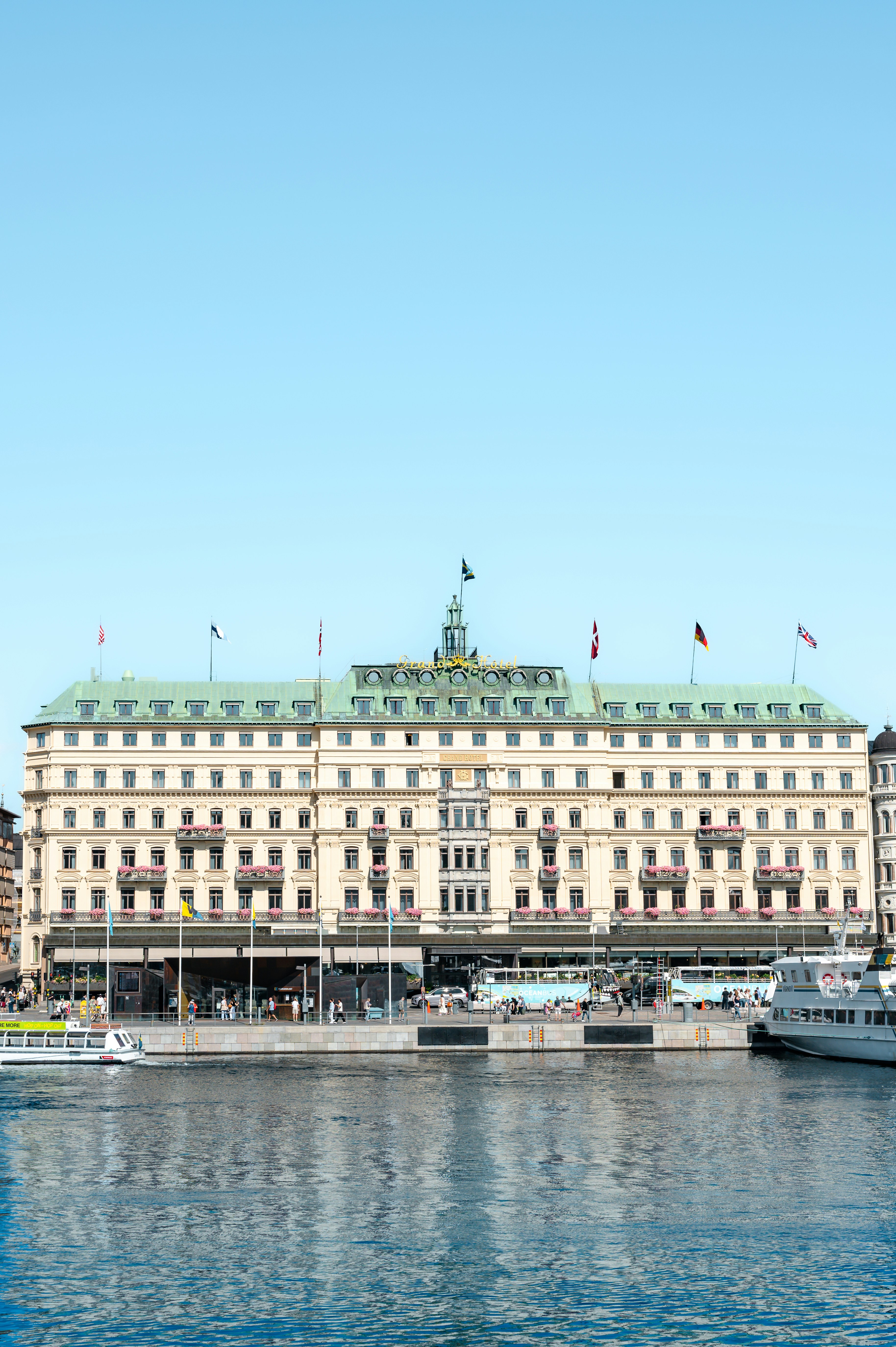 Harborfront Facade: AEuropean Luxurious Hotel by the Water