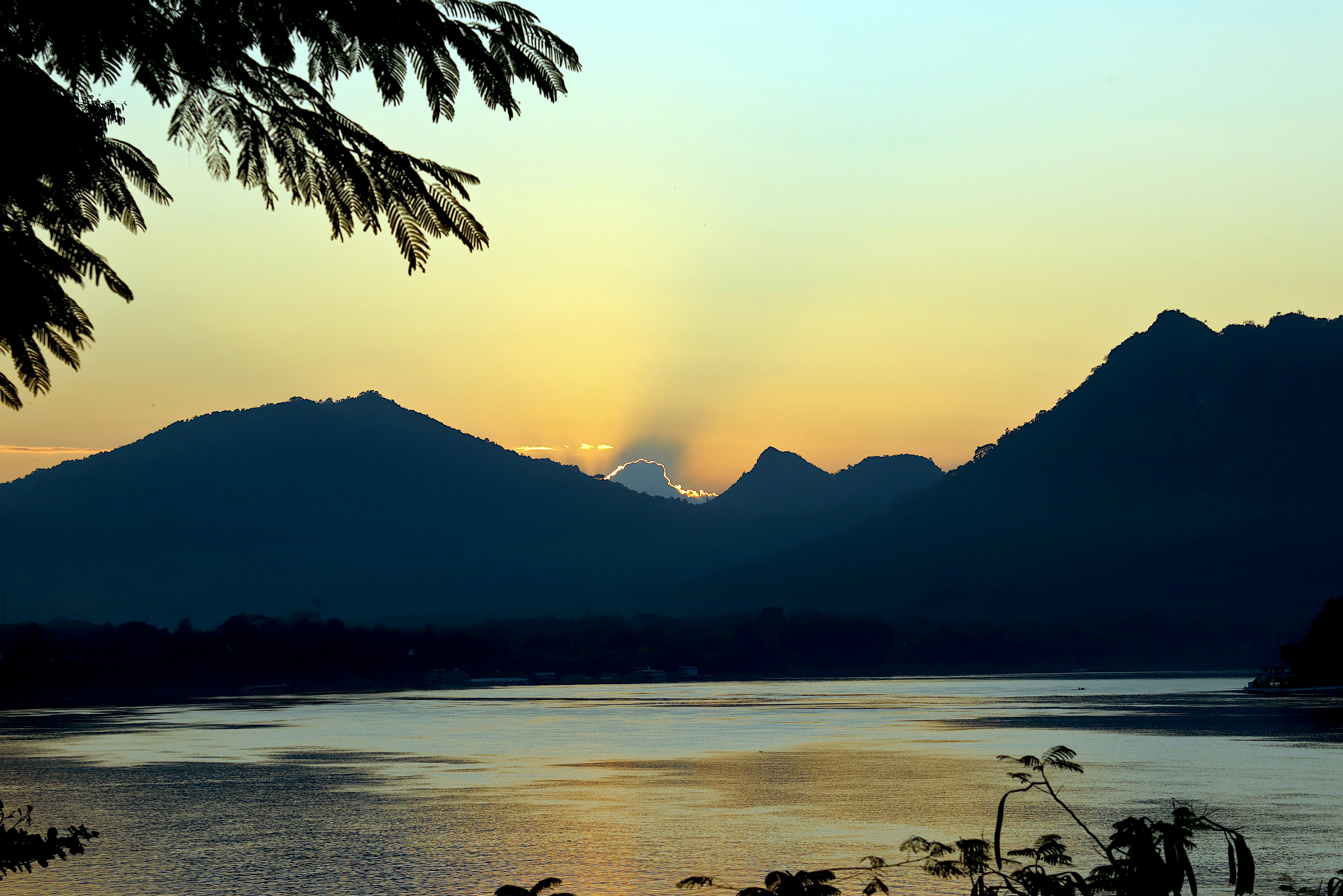 Sunrise Quiet Over Folded Peaks