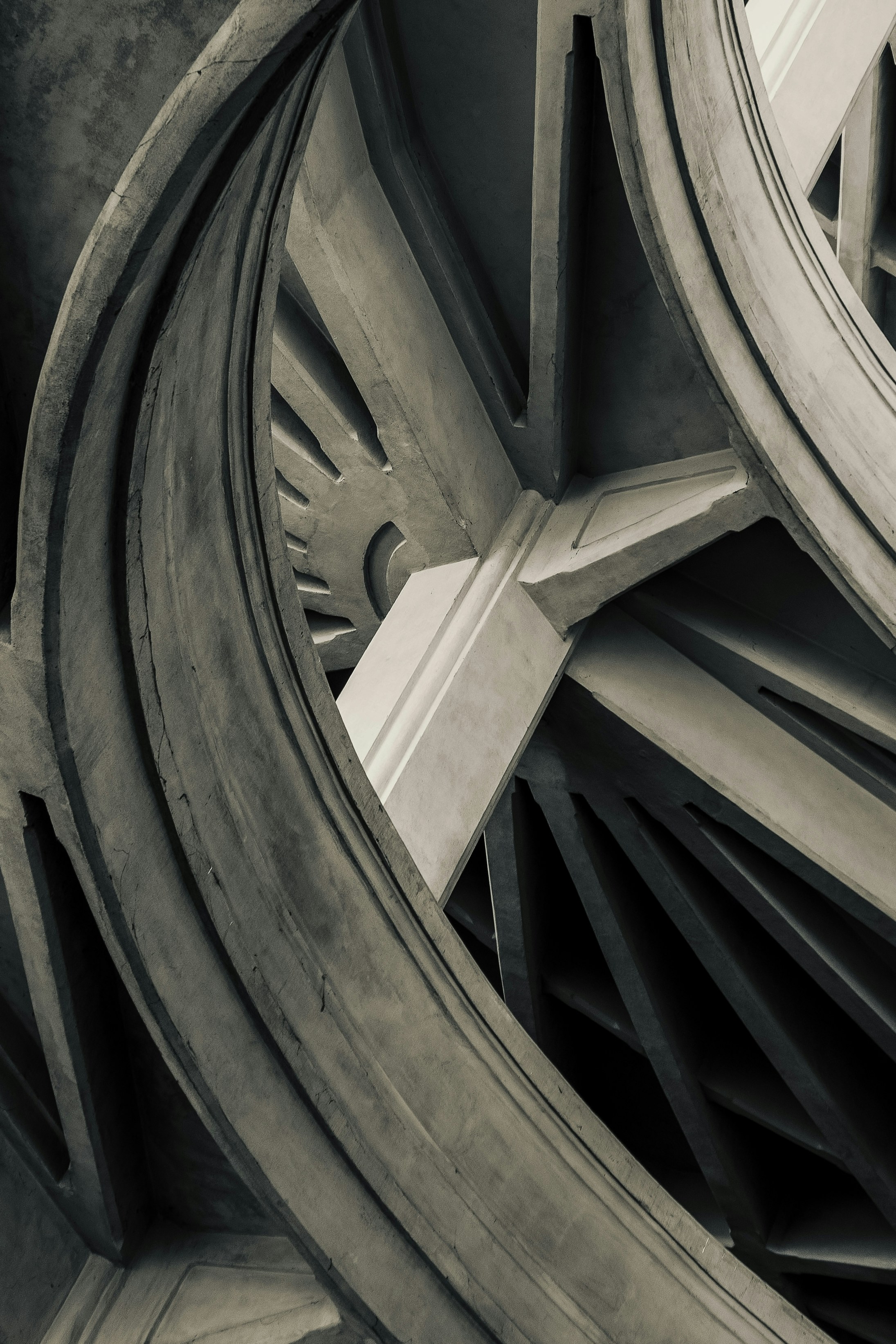 Interlocking Gothic Circuits: Architectural Gear in Stone