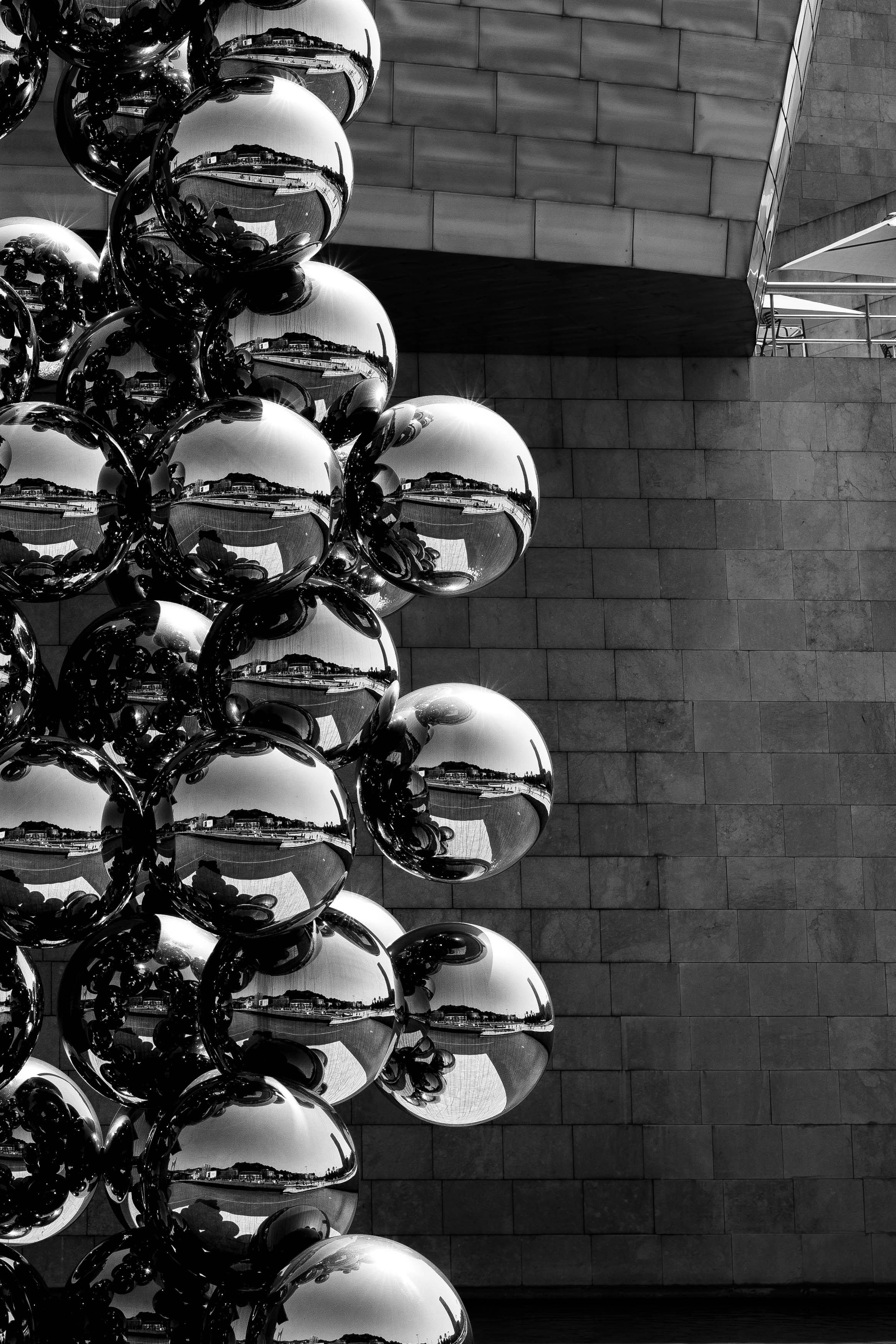 Chromatic Orbs: A Tower of Reflections
