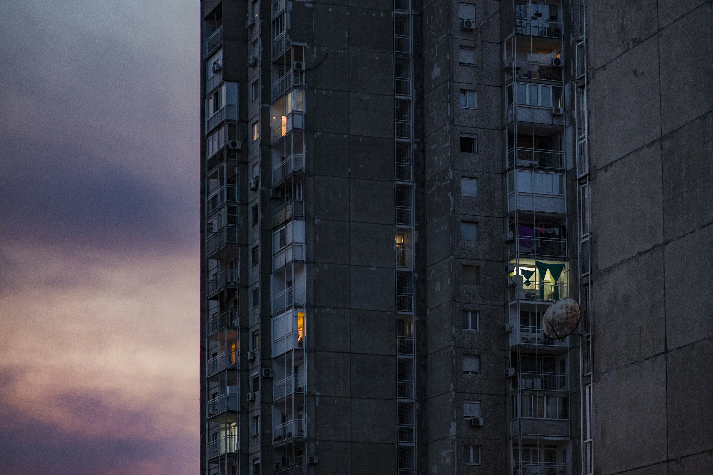 Windowed Echoes: Evening Light on a Sleeper Block