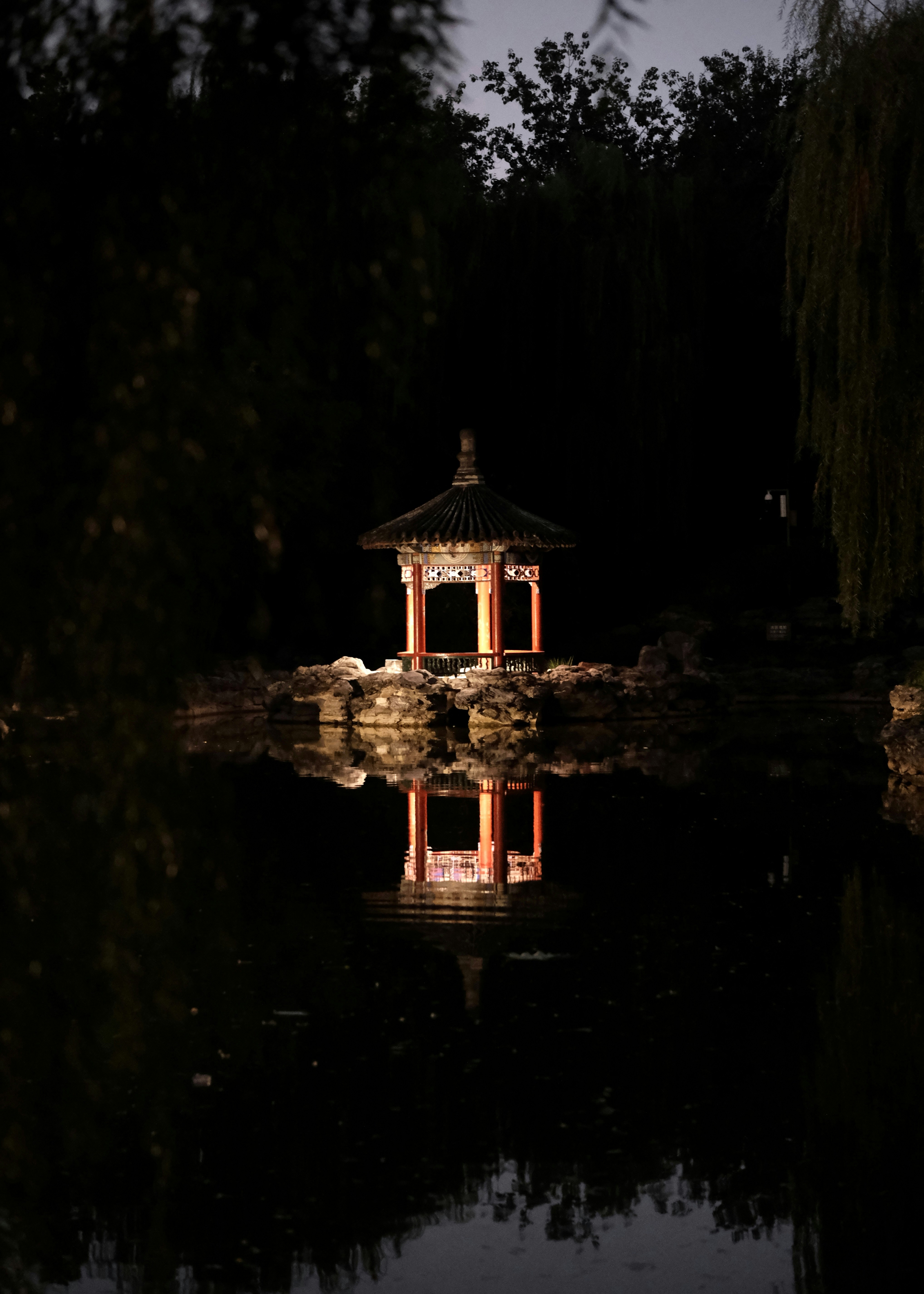 Lanterned Pavilion at Dusk: Quiet Reflection on a Hidden Lake