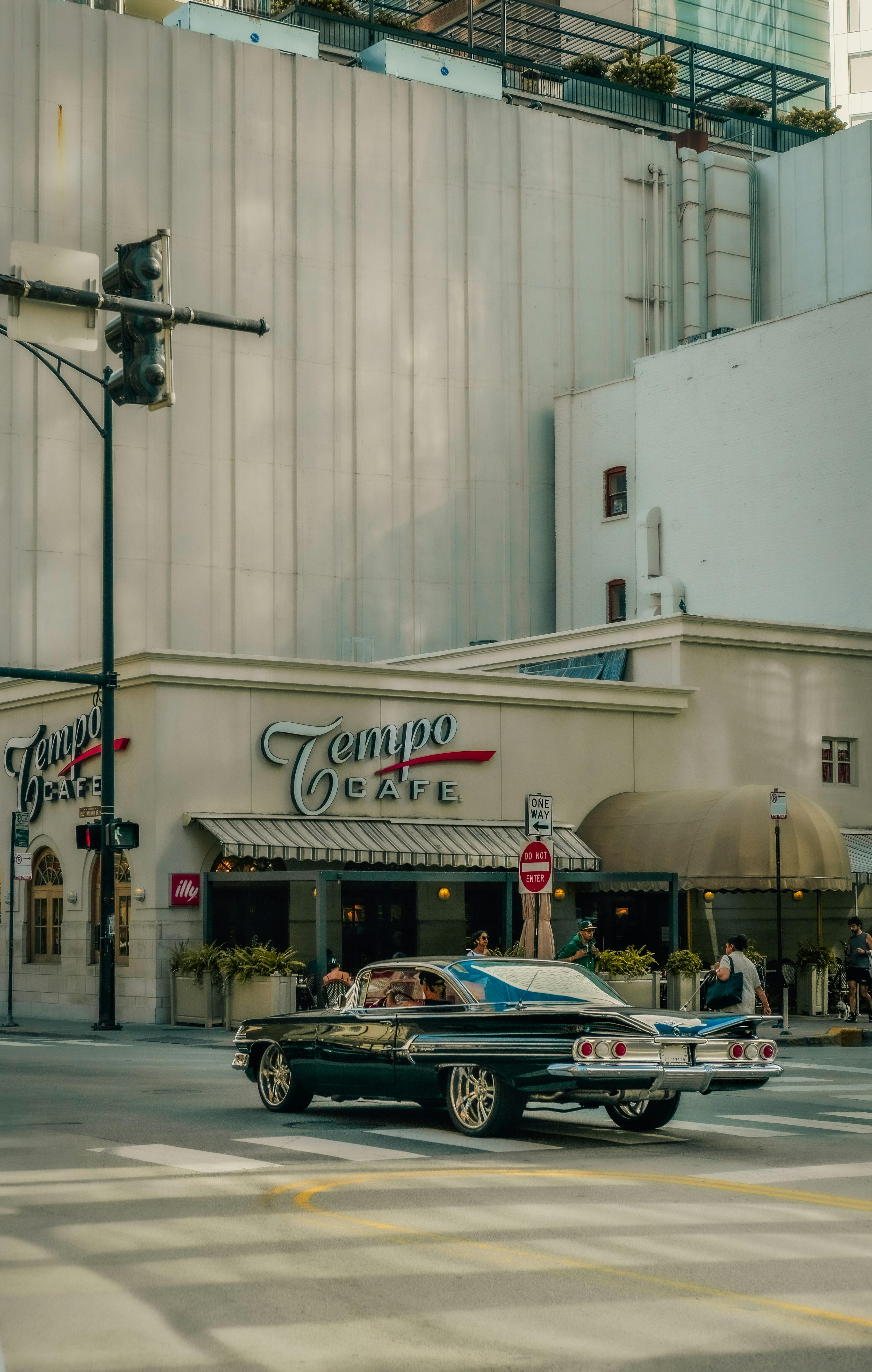 Chrome-Creetin' on Sunset Boulevard