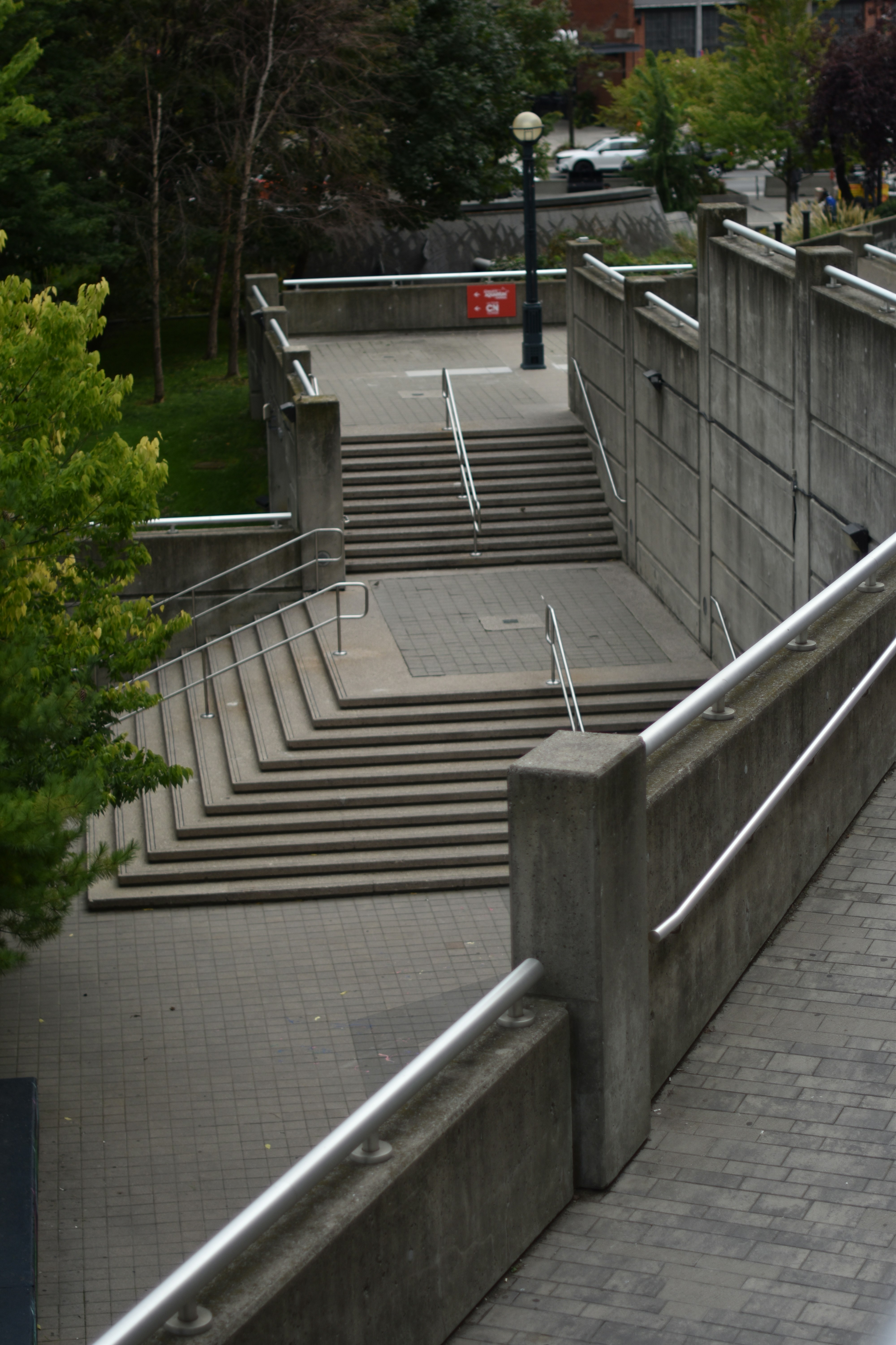 Symmetrical Stairwell Convergence in an Urban Terrace