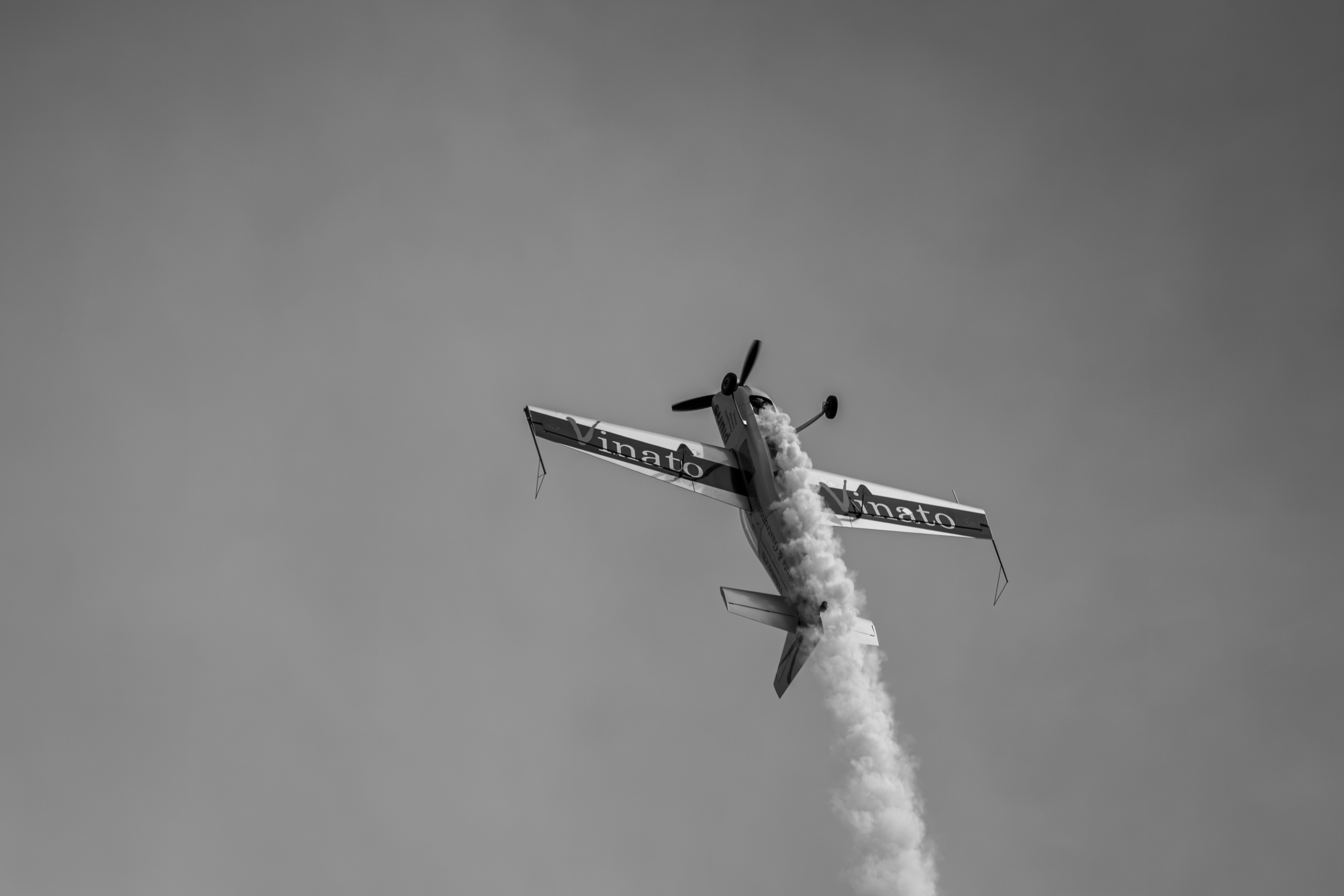 Black-and-White Aeroscraft: A Narrow-Wap of Smoke Amid Sky