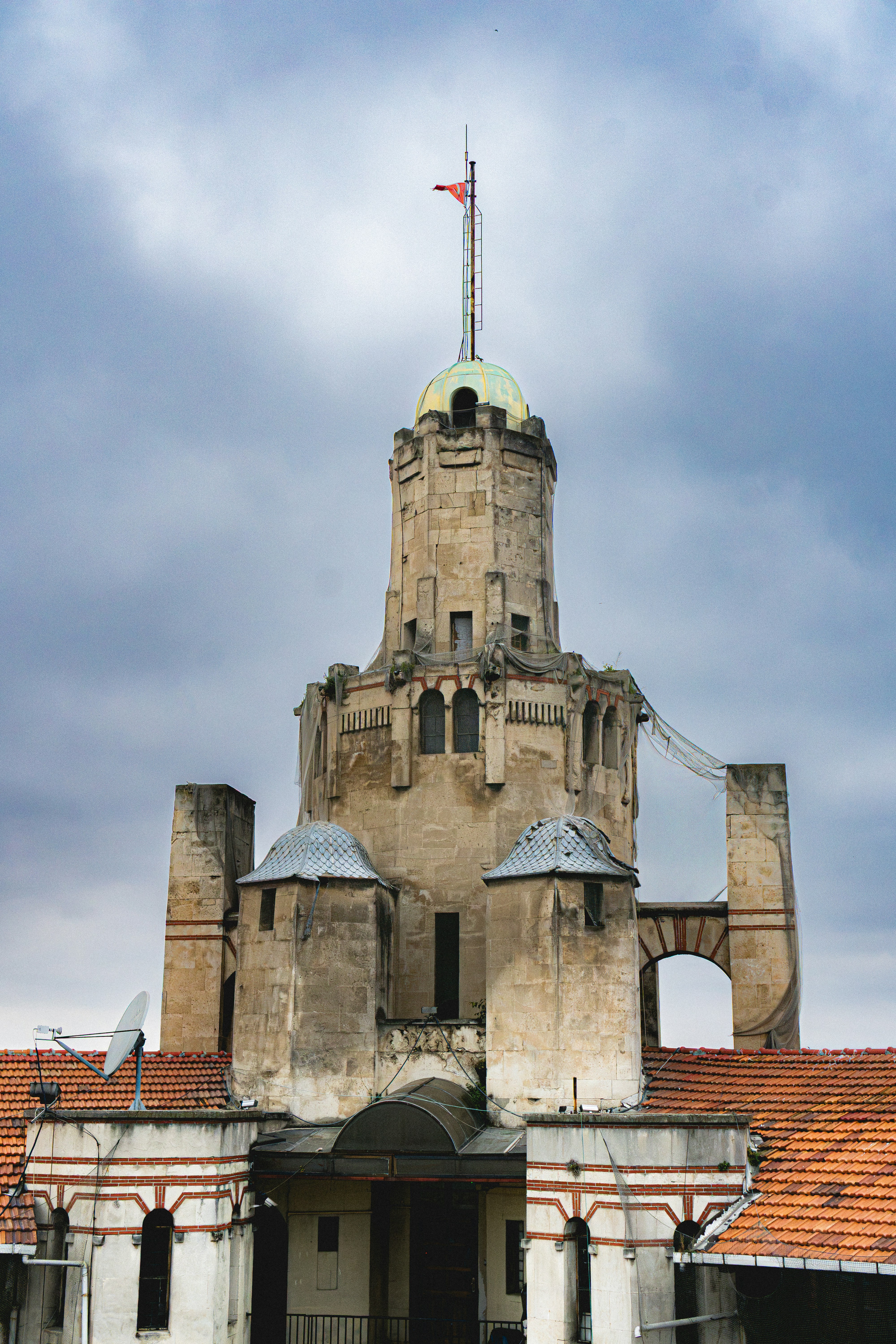 Towering Dome: A Deserted Fortress Crowned by Sky