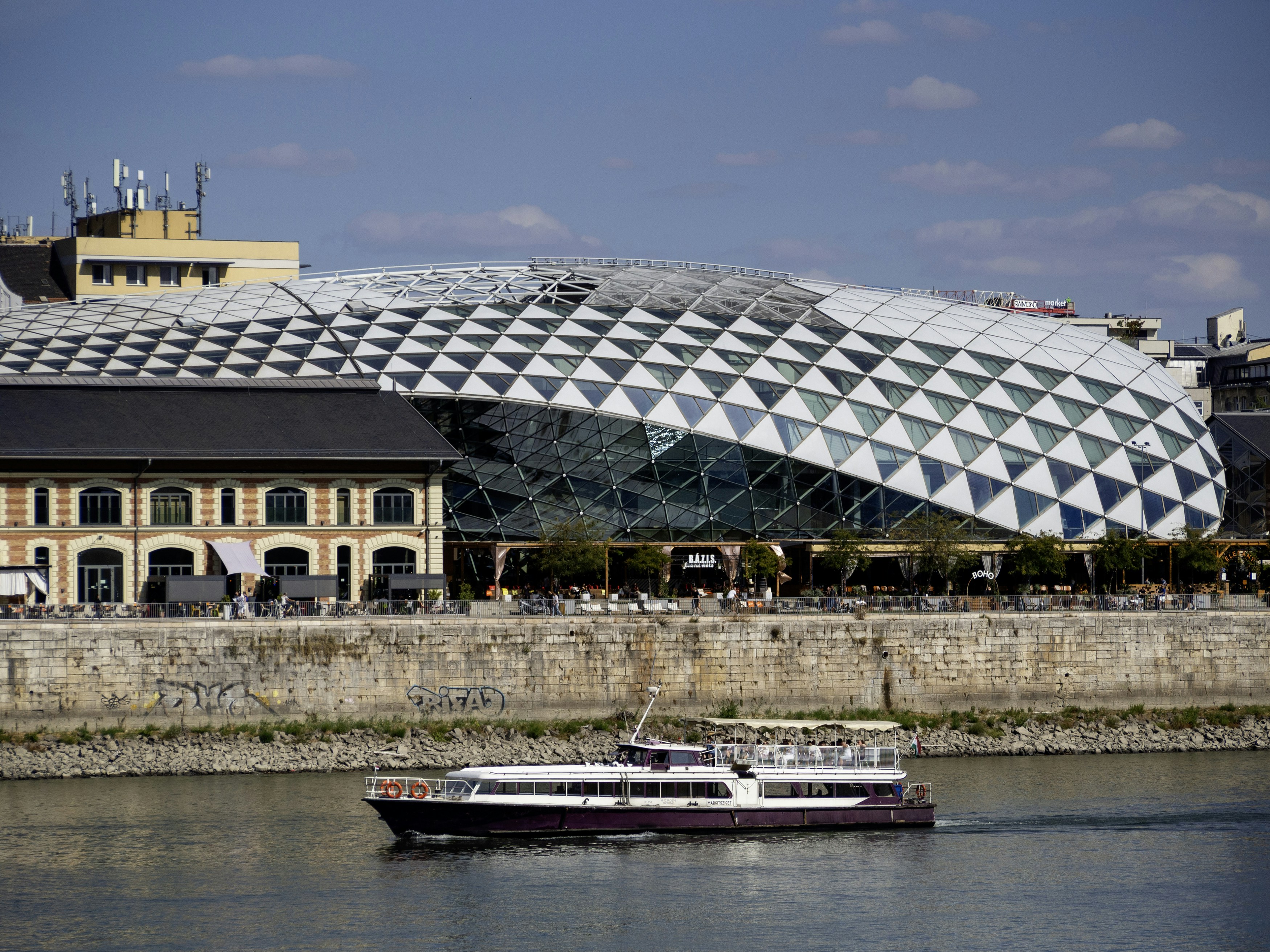 Riverside Glass: A Boat and the Geometric Dome