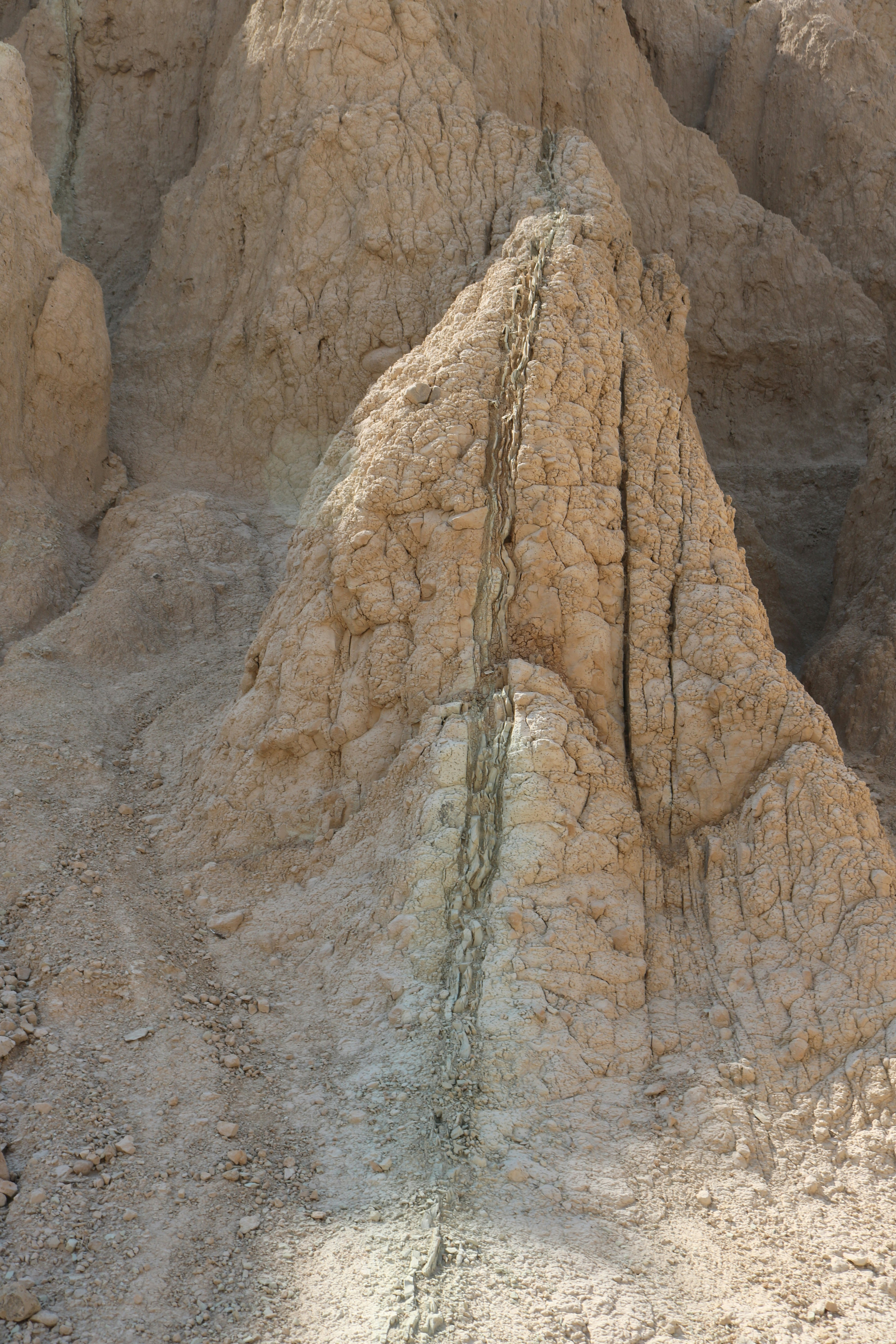 Ridge of Cracked Desert Monolith
