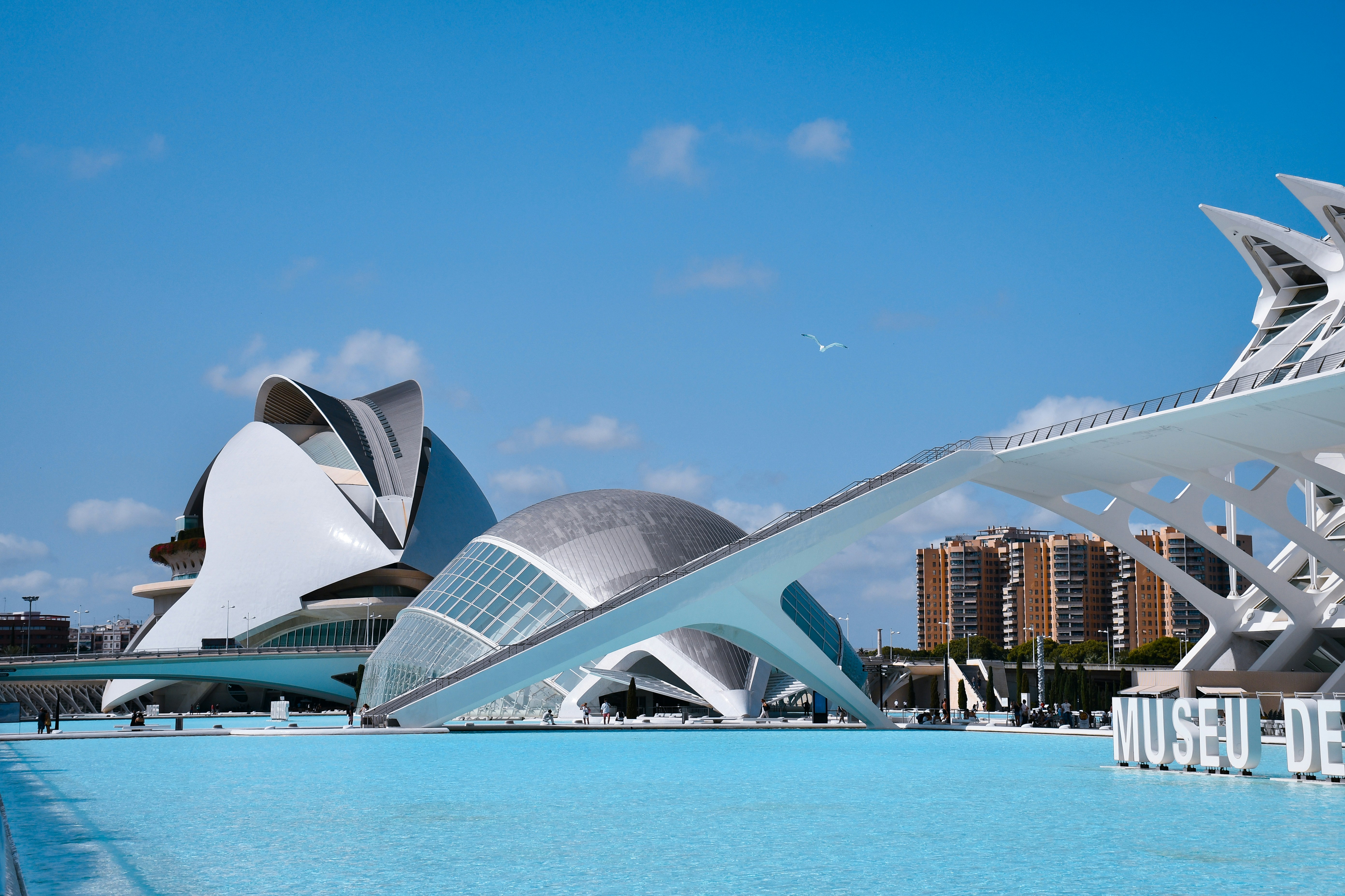Geometricia at the City of Arts: White Sculptures Meet Bright Aquamarine Pool