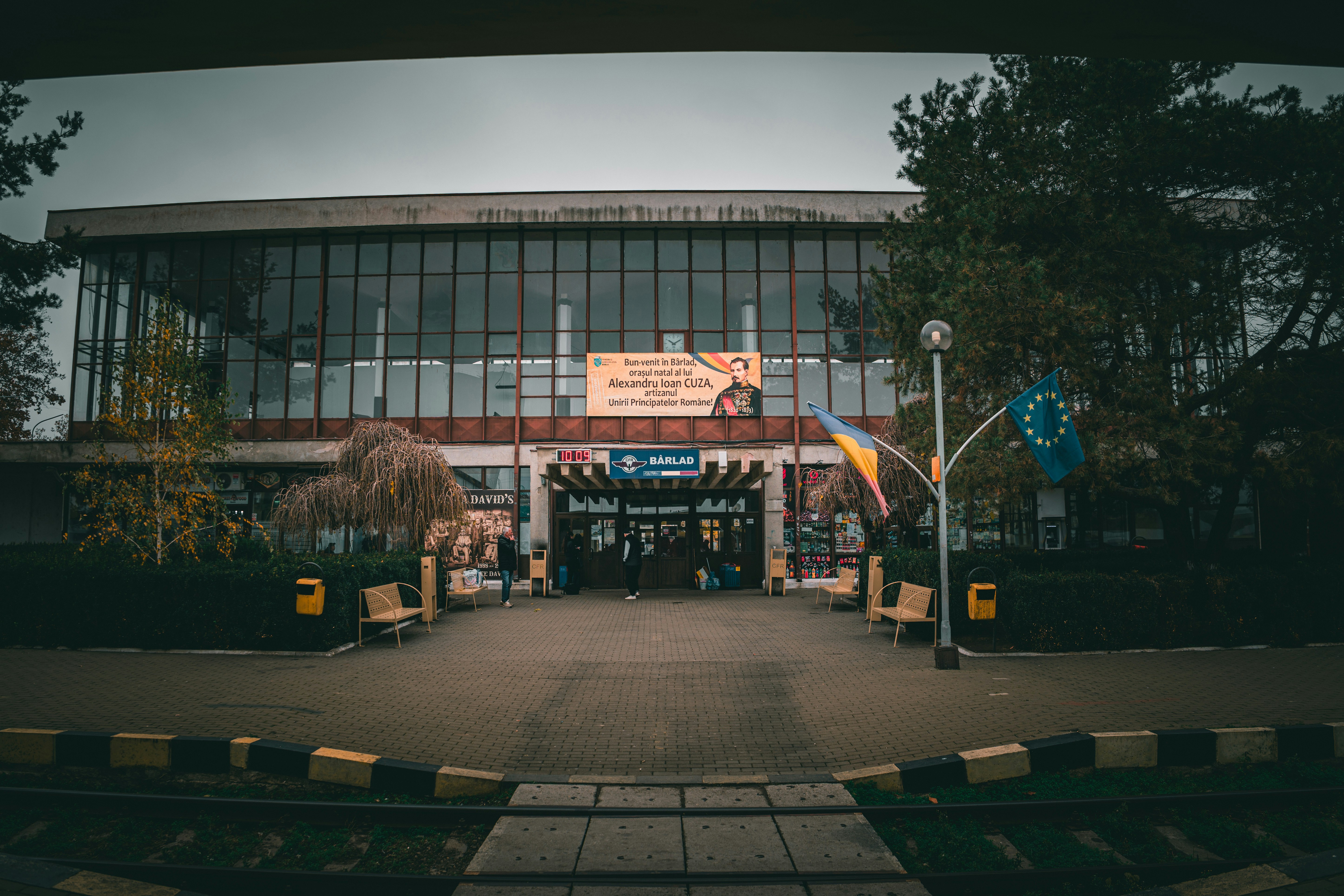 Campus Entrance under a Glassened Atrium