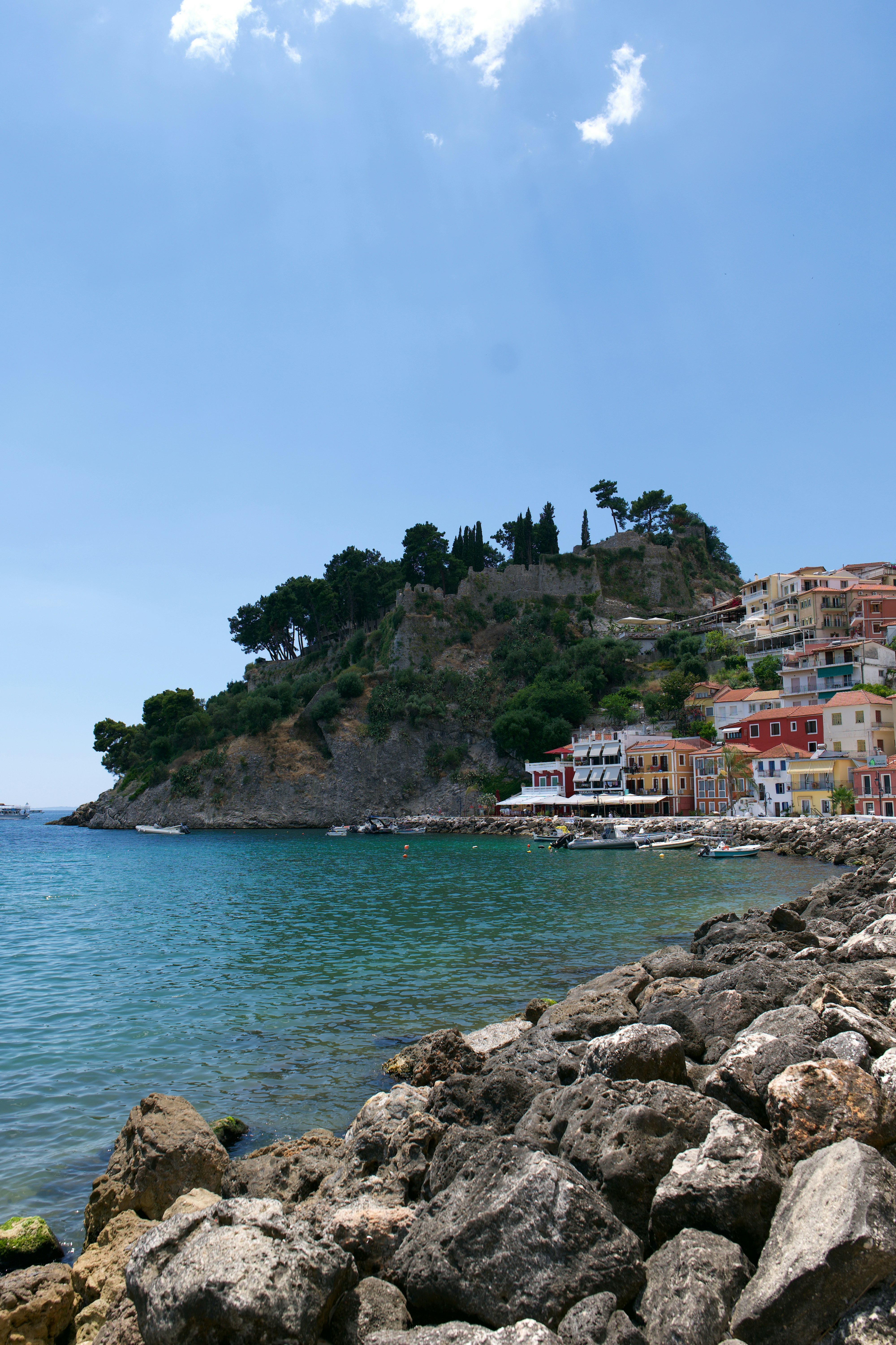 Harbor Village on the Sea Cliff