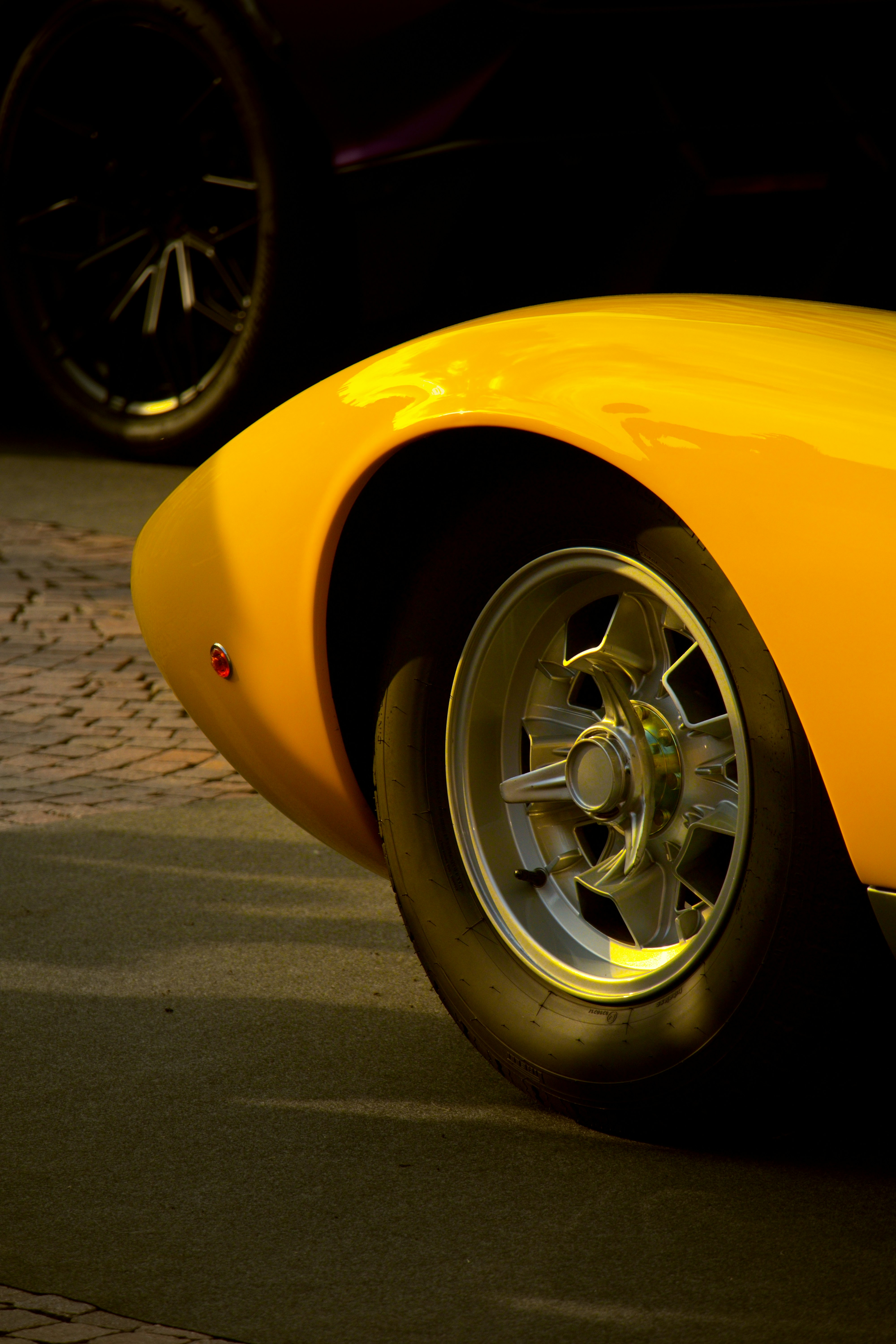 Yellow Car Curves: A Pixel of Chrome and Shine