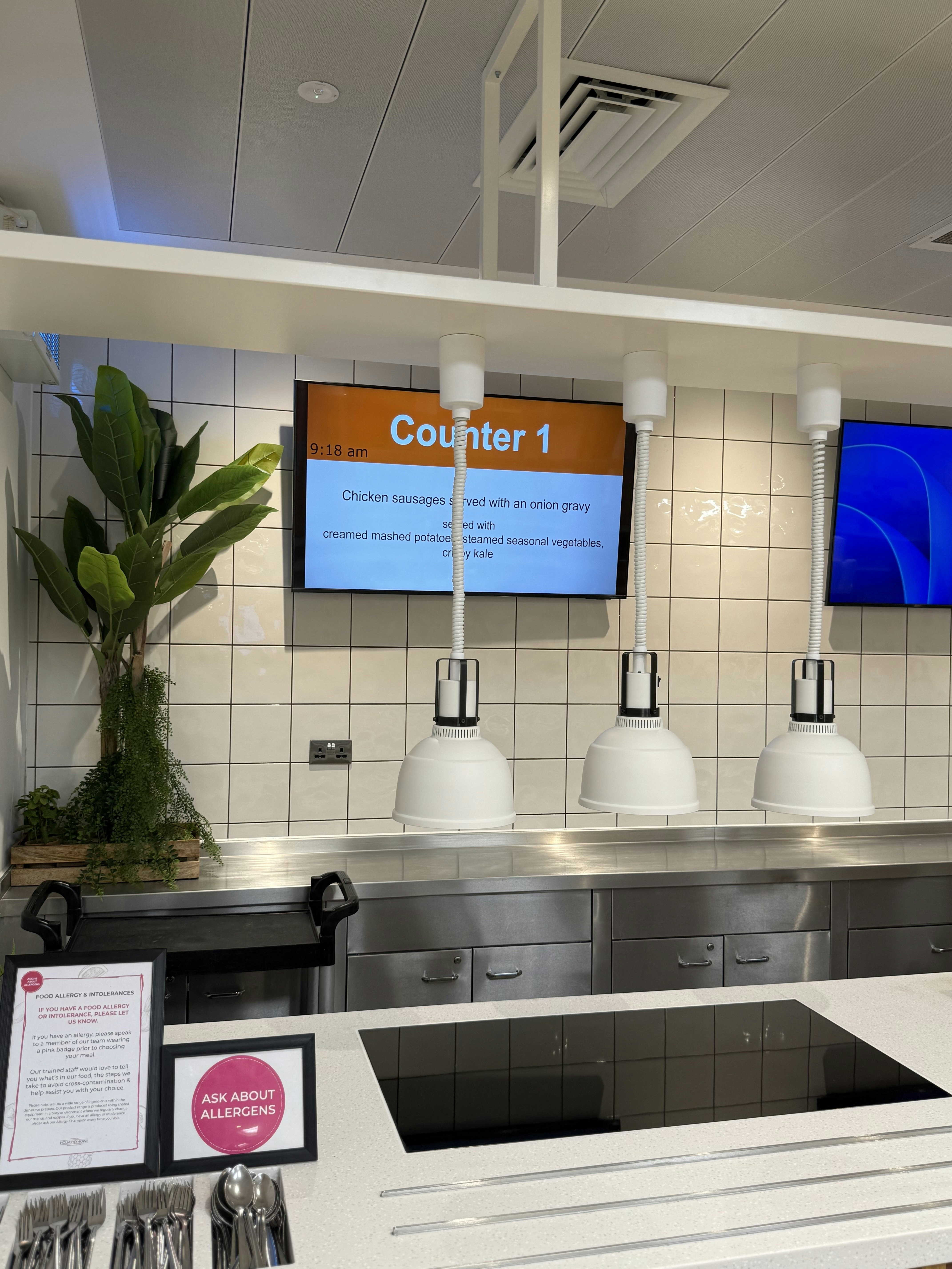 Counter 1: Streamlined Self-Serve in a Bright Cafeteria
