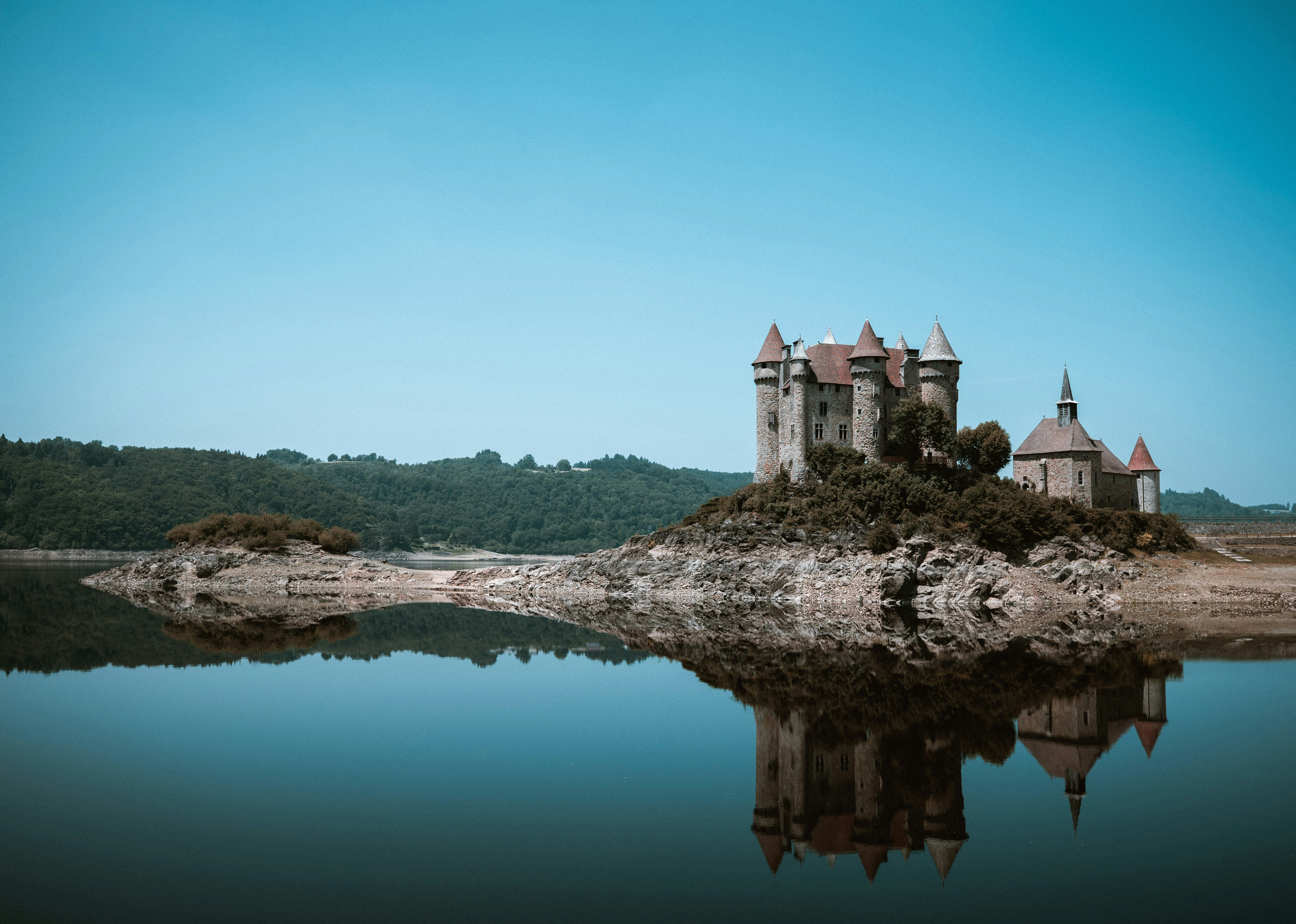 Castle Island: A Tidebound Keep Reflects in Serene Waters