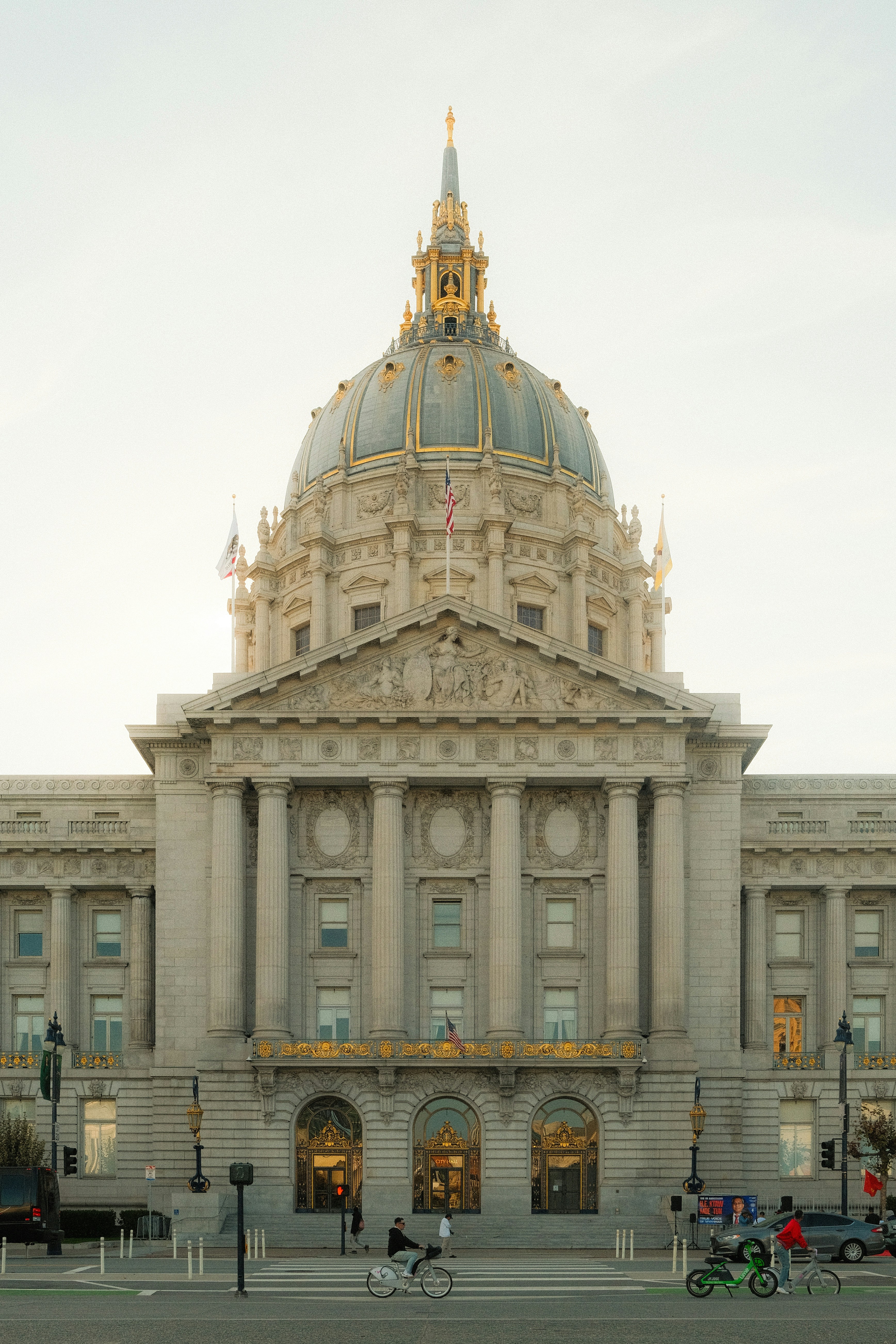 Gran Dome, Silent Grandeur: The City Hall Awakens at Dusk