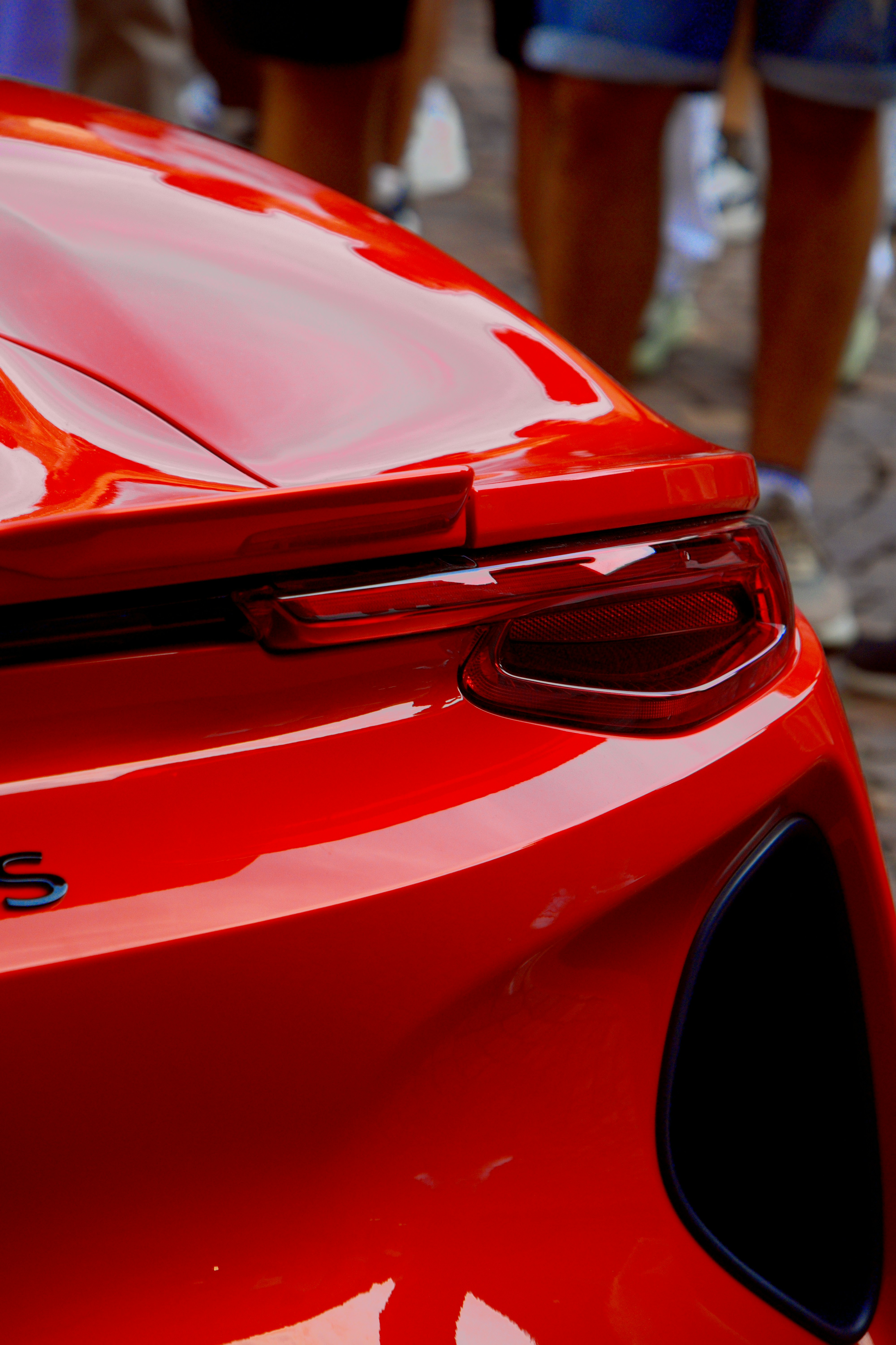 Crimson Curves: The Rear Power of a Sports Machine