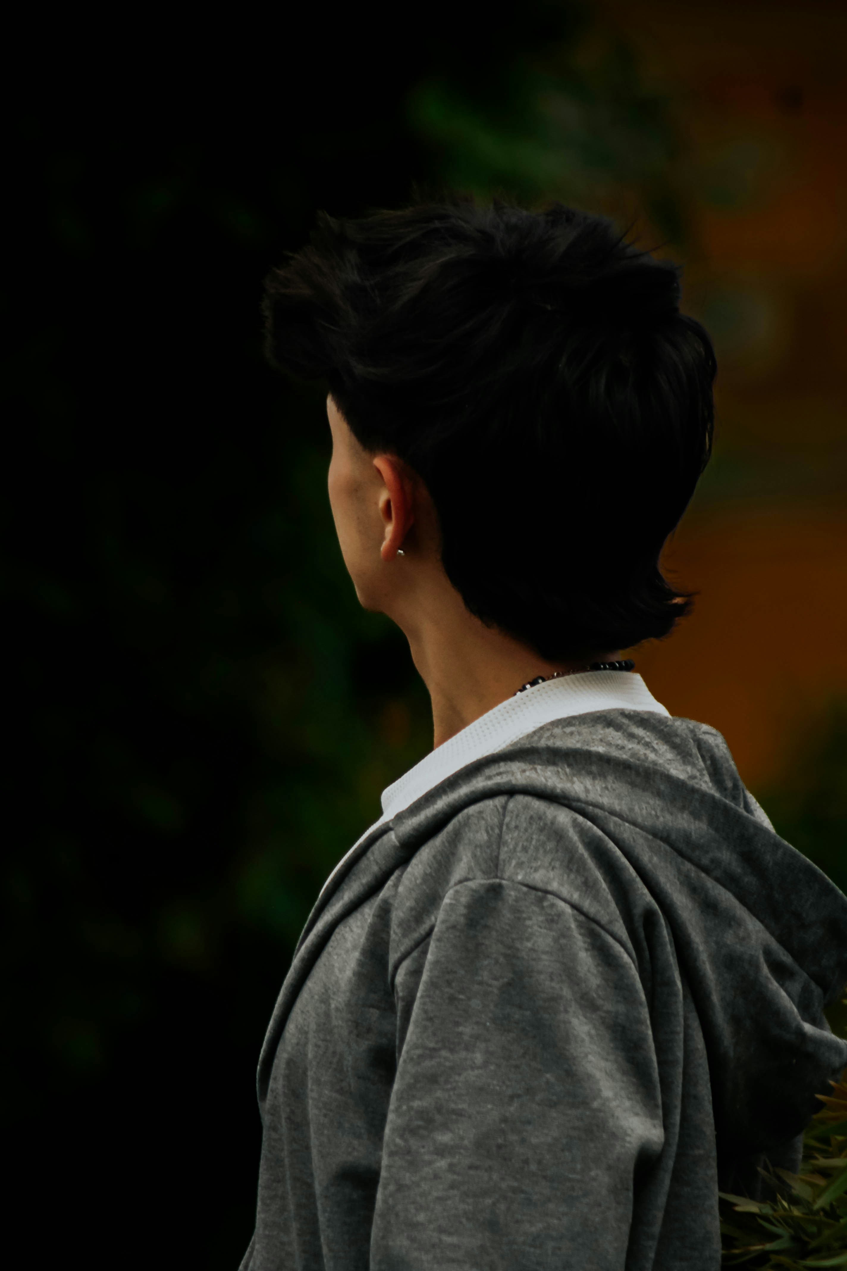 Back Turn: A Quiet Portrait of Hidden Detail