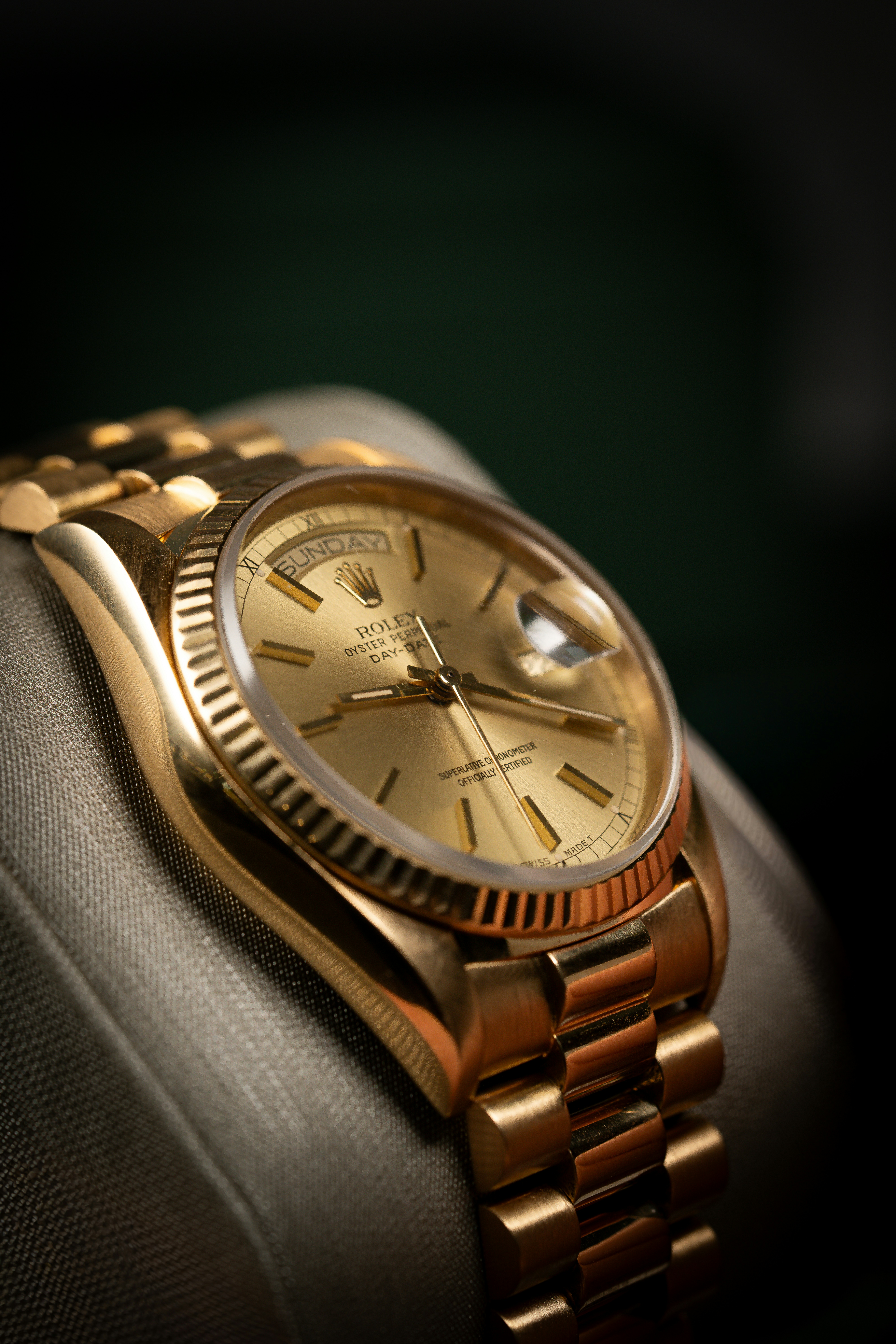 Gold Gaze: A Rolex Keeps Time on a Curved Arm