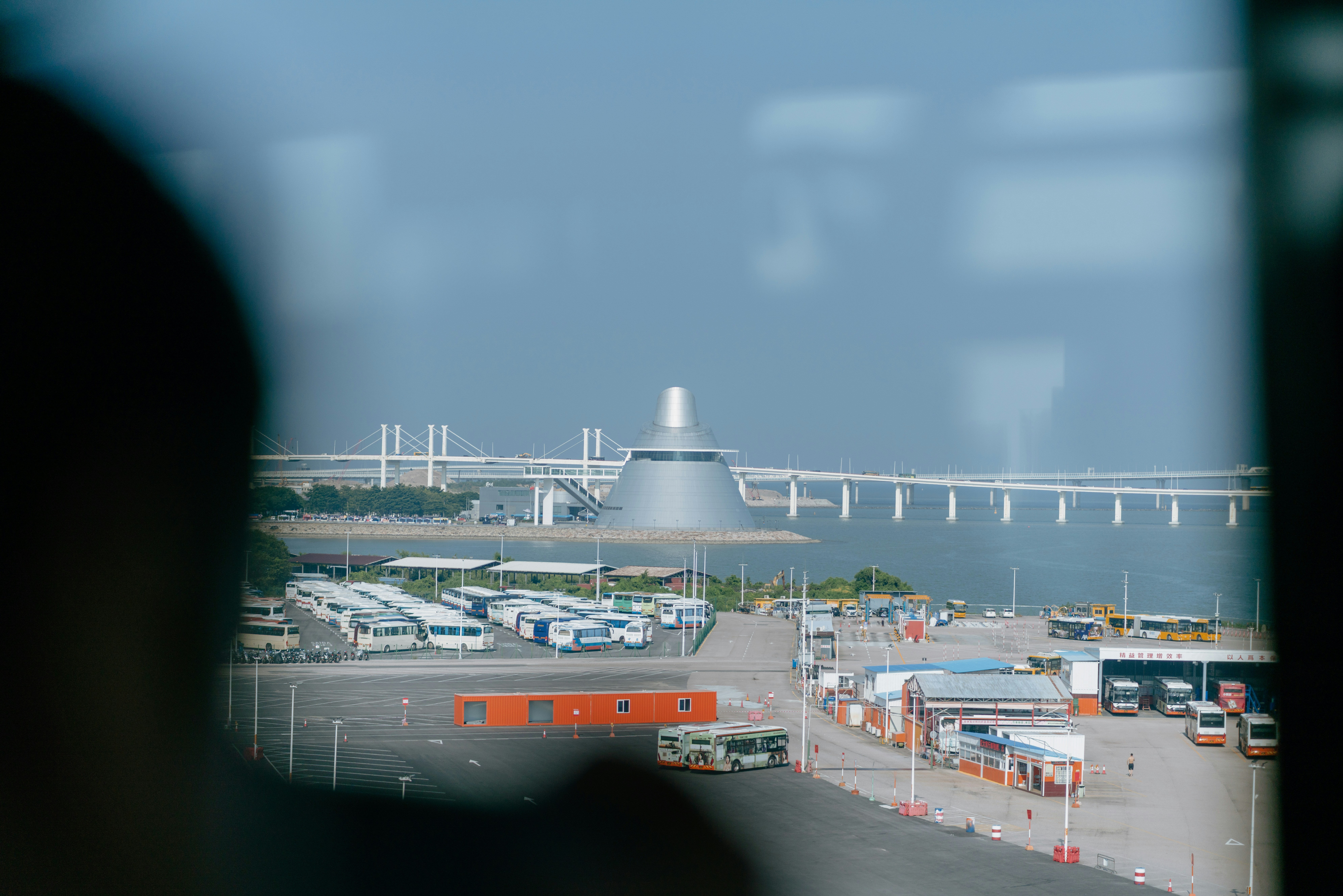 Gateway to the Runway: Terminal Tarmac Through a Viewing Window