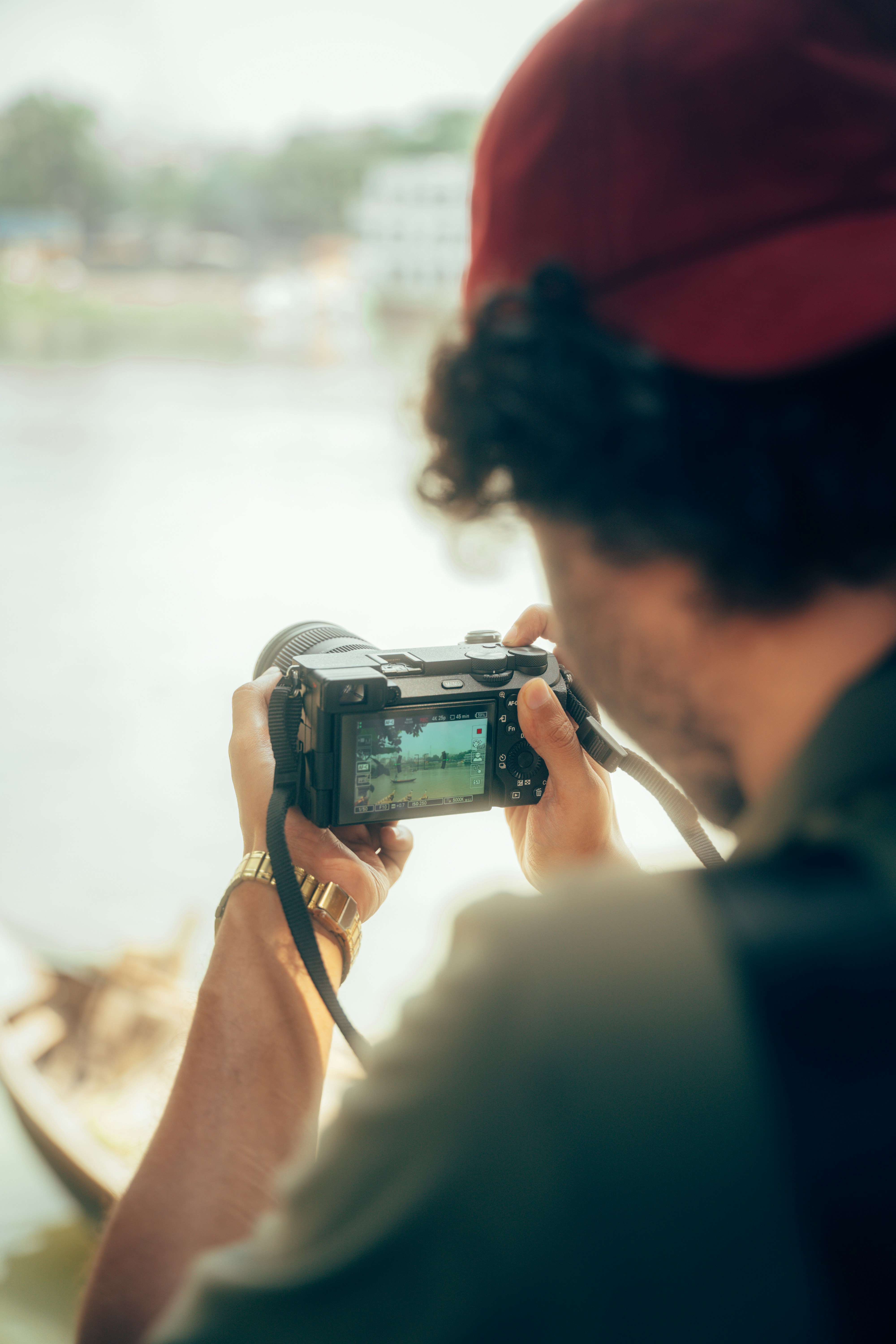 Hands and horizon: capturing the moment through a focused lens