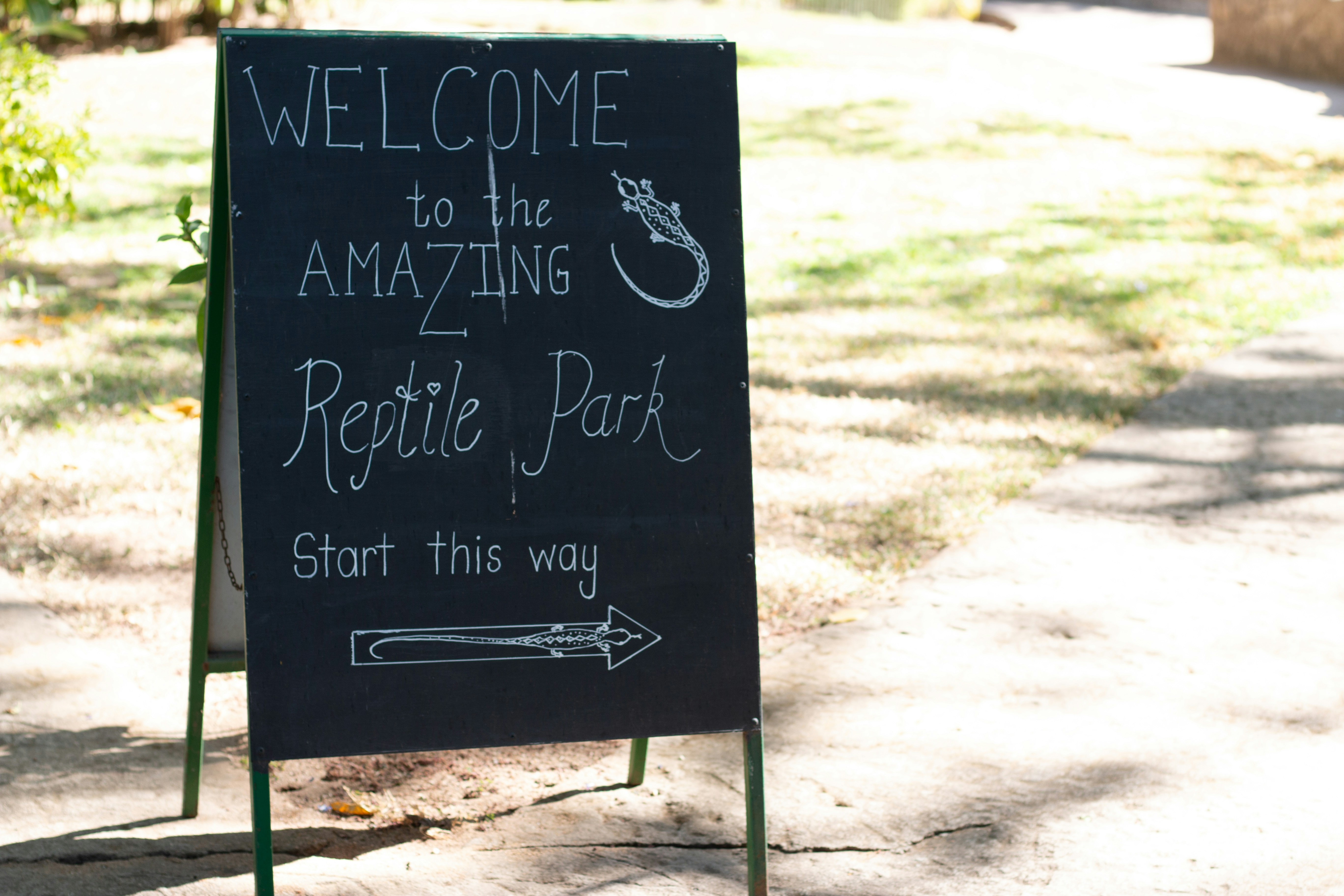 Welcome Sign to the Amazing Reptile Park