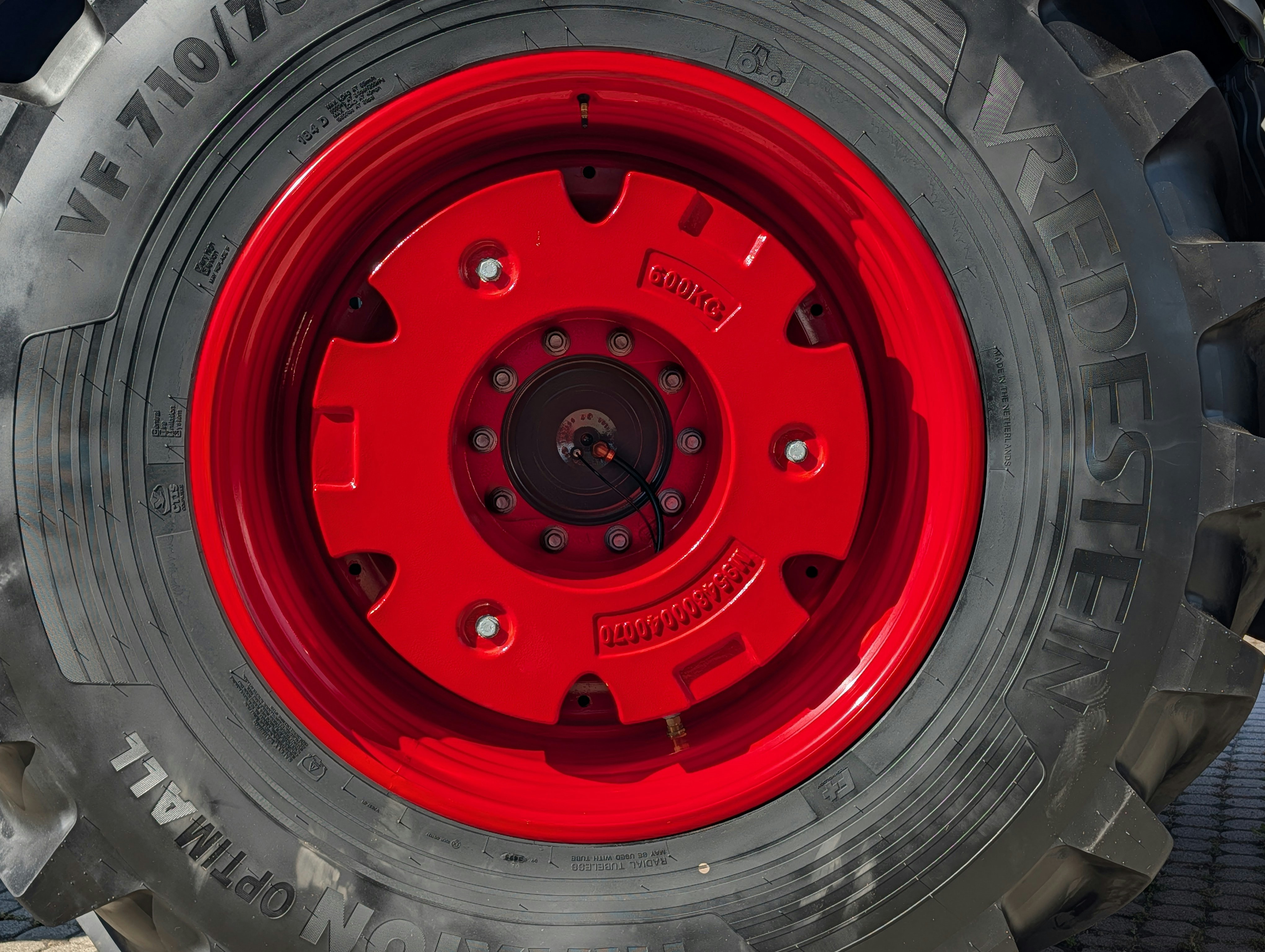 Red Rim Spotlight: Precision Wheel in Focus