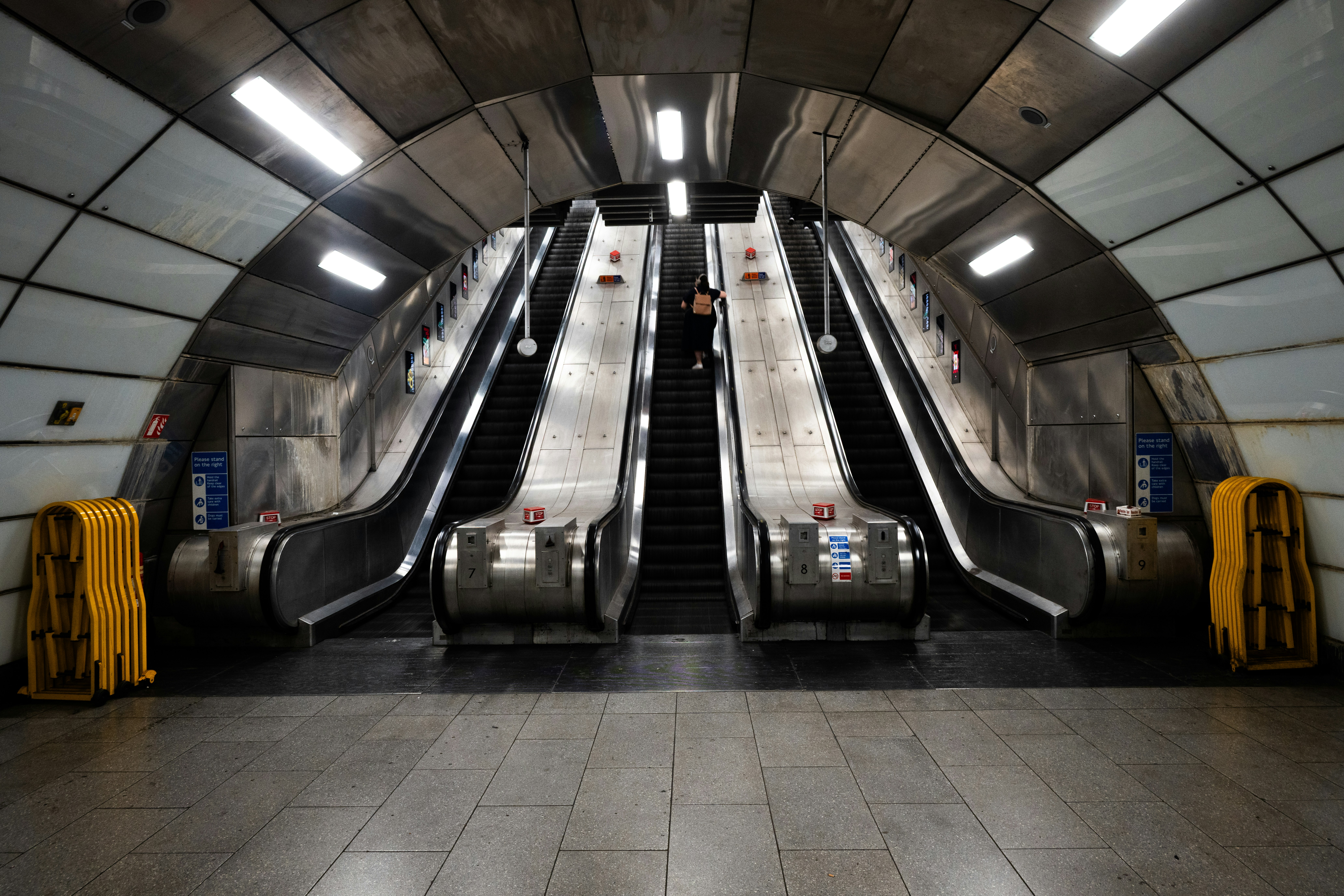 Symmetric Descent: Escalators Framing an Underground Moment