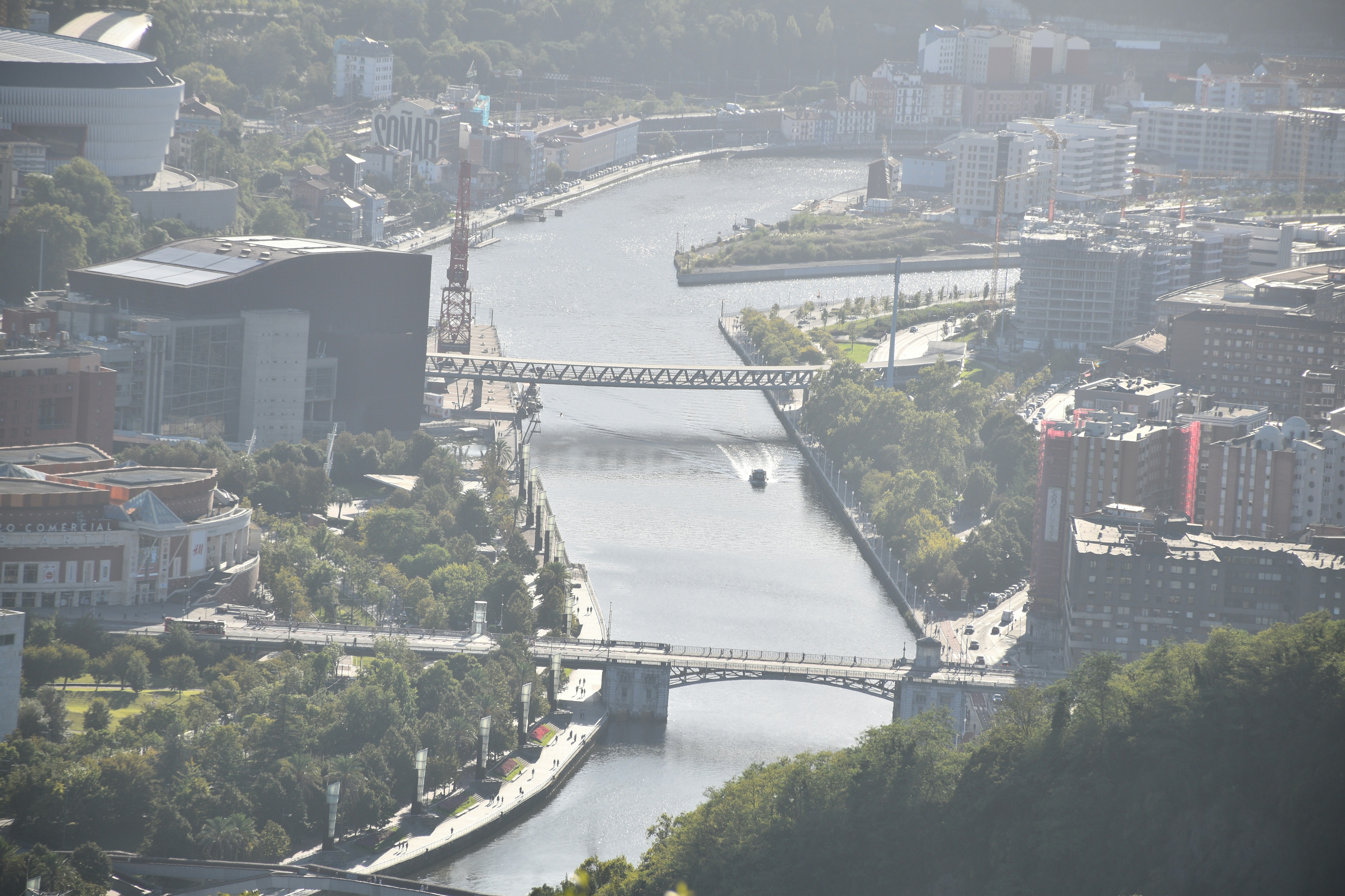 Bridging the City: Aerial Turns Over the River