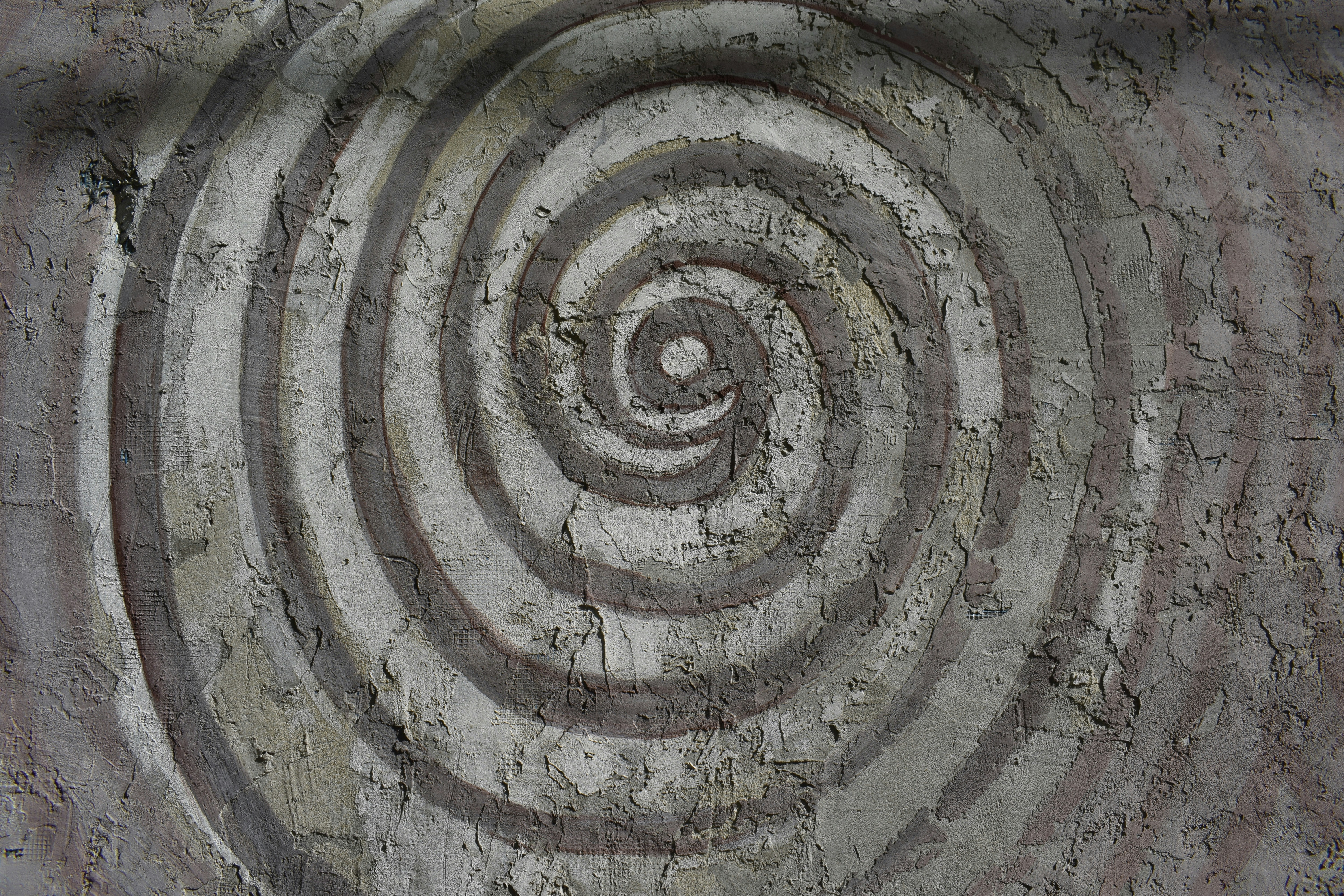 Spiral of Stone: Concentric Carving Draws Eye into Center