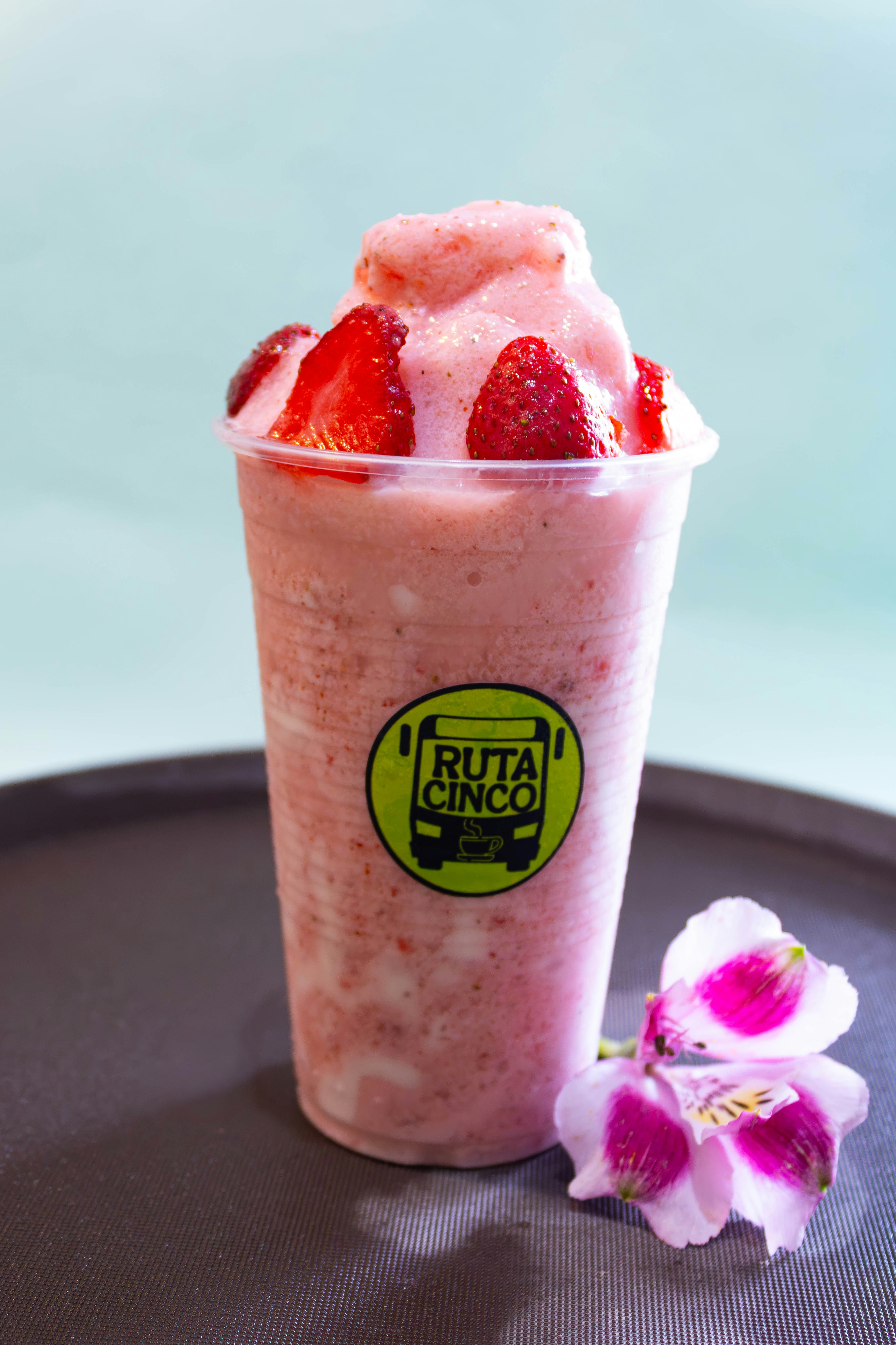 Strawberry Cloudshake in a Lime Circle