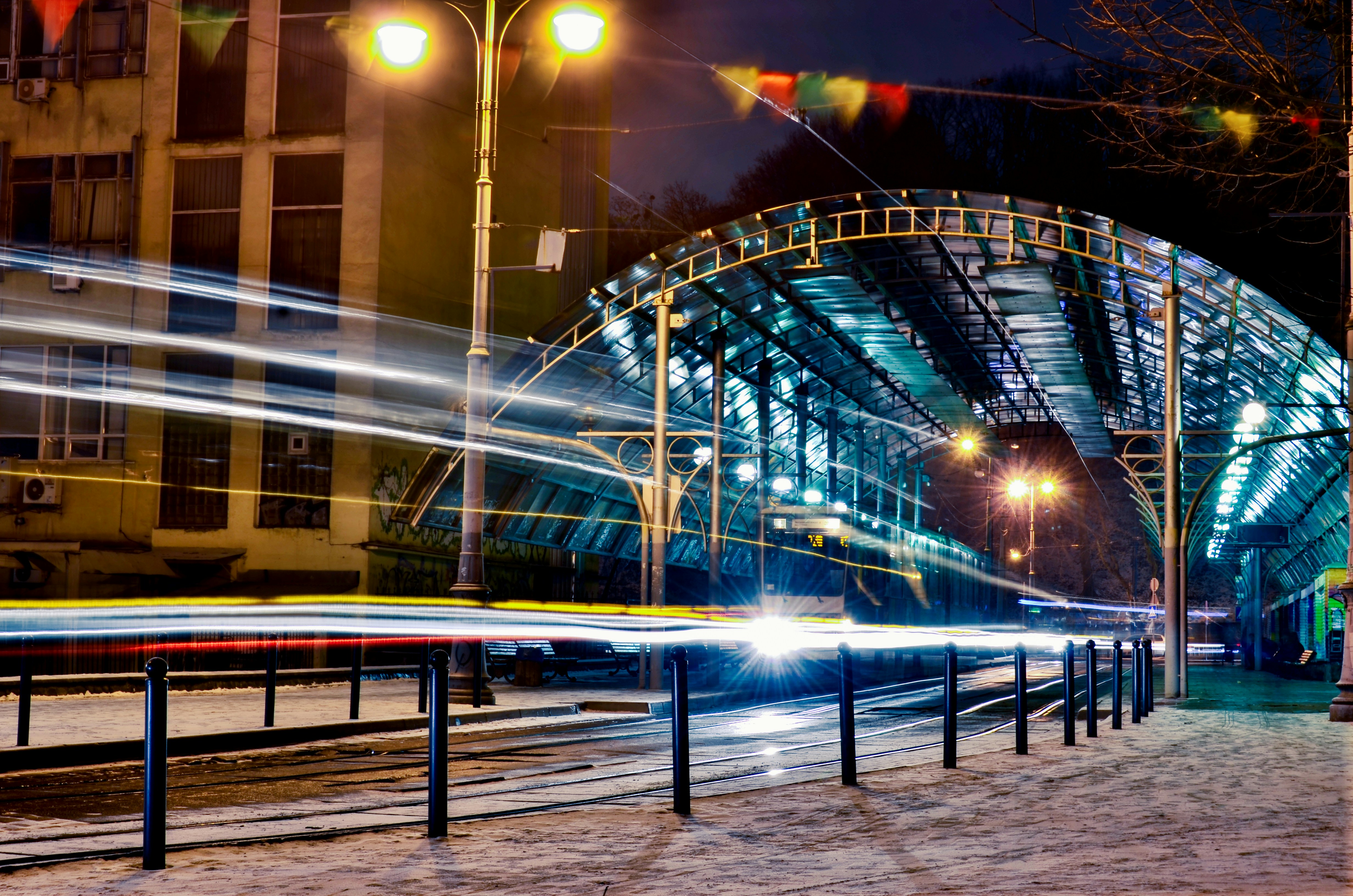 Night Train Arches: Moving Lights Over a Frosted Riverwalk