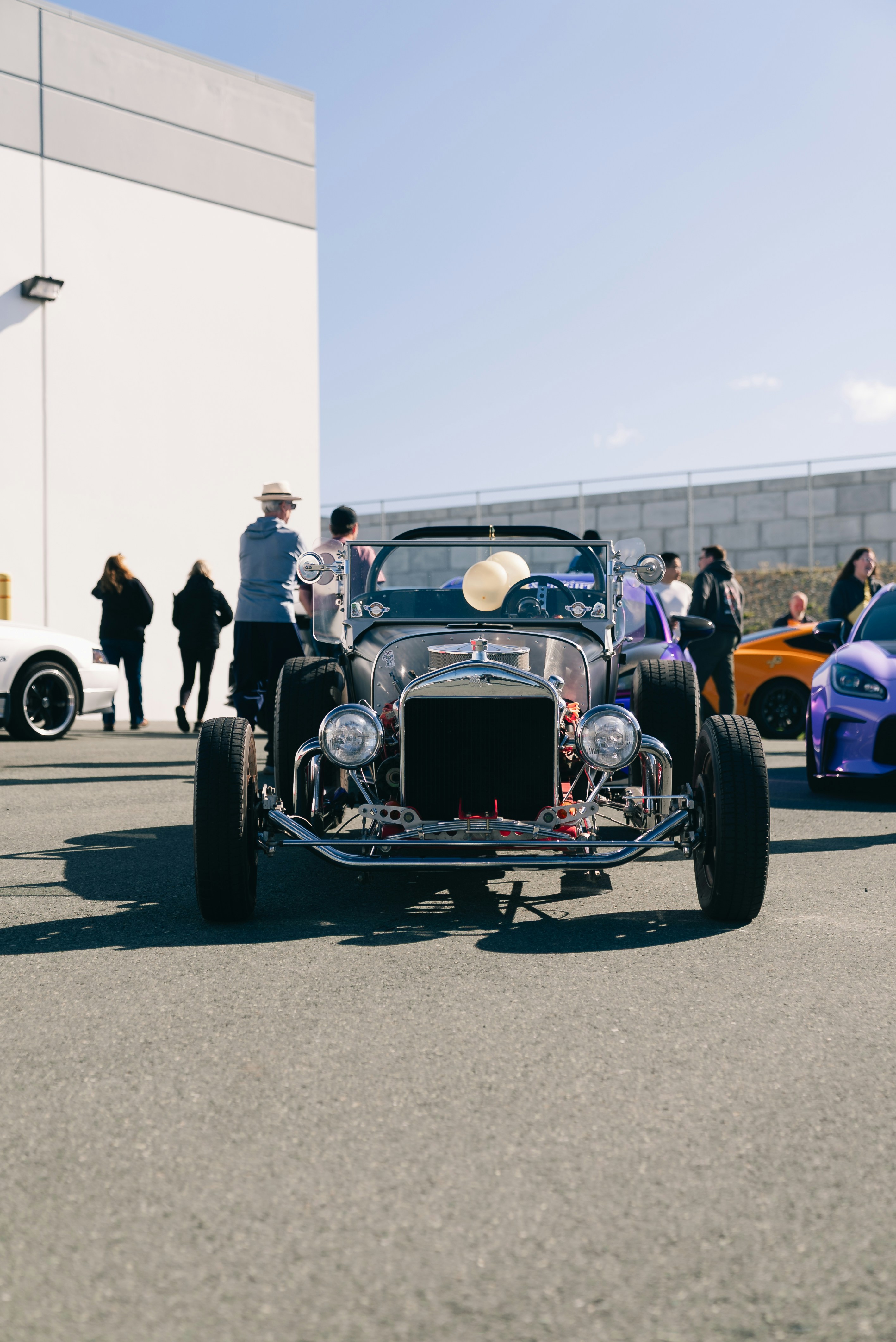 Chrome-and-leather Showdown: A Vintage Hot Rod Centerstage