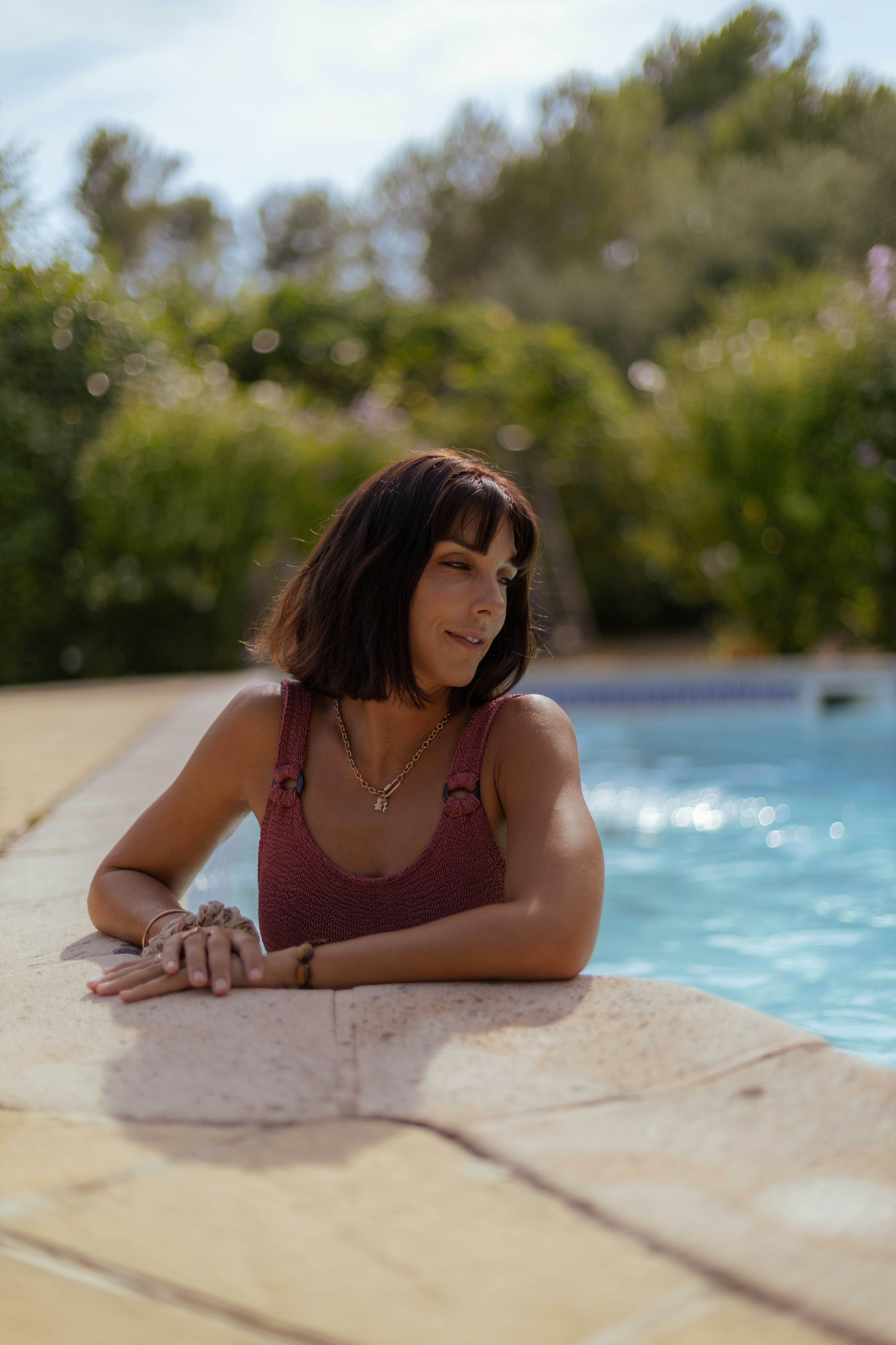 Poolside Portrait: Quiet Confidence by the Water