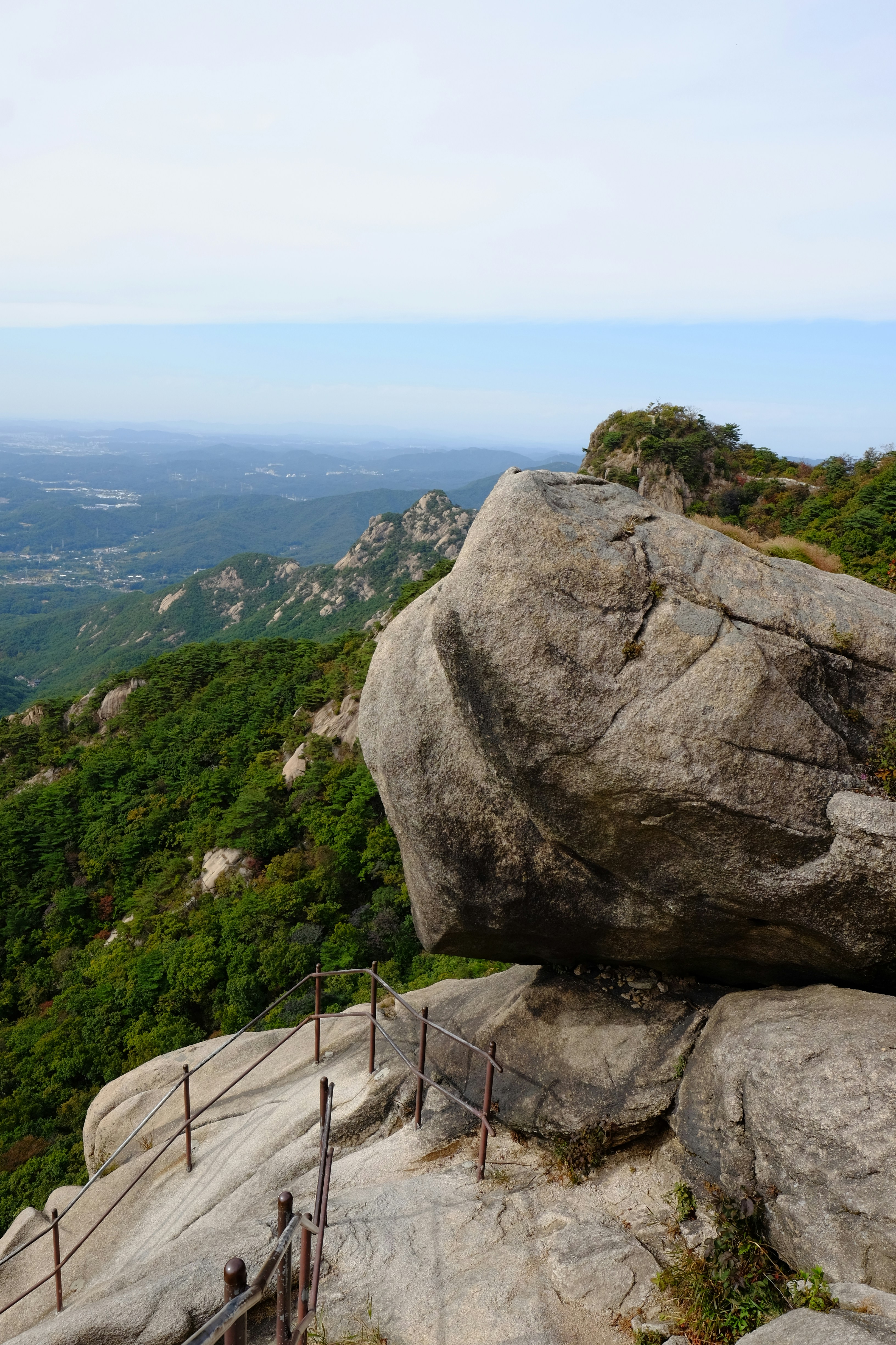 Ridge of Giants: Weathered Granite and a Guarded Path