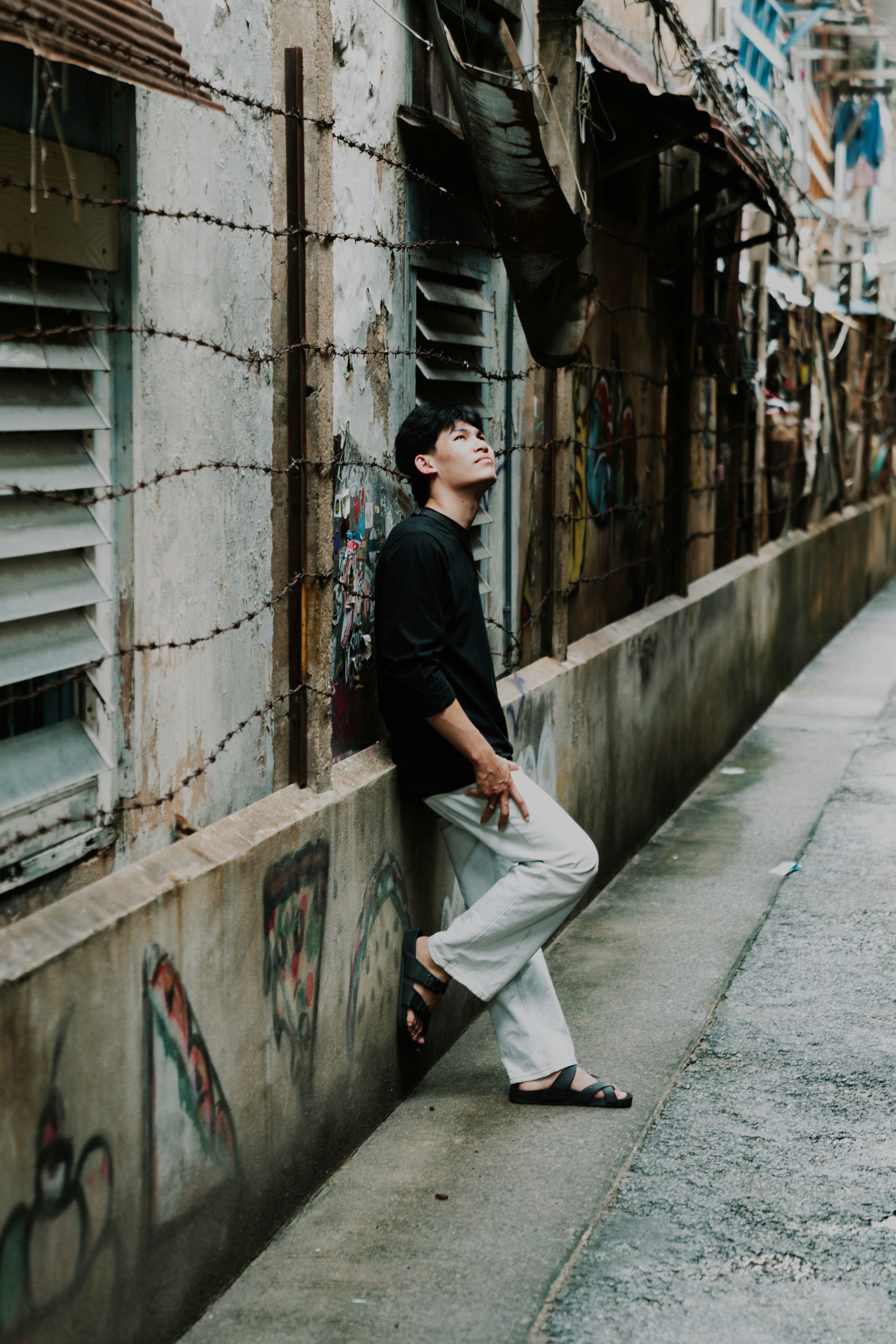 Against the Concrete Wall, A Quiet Lean