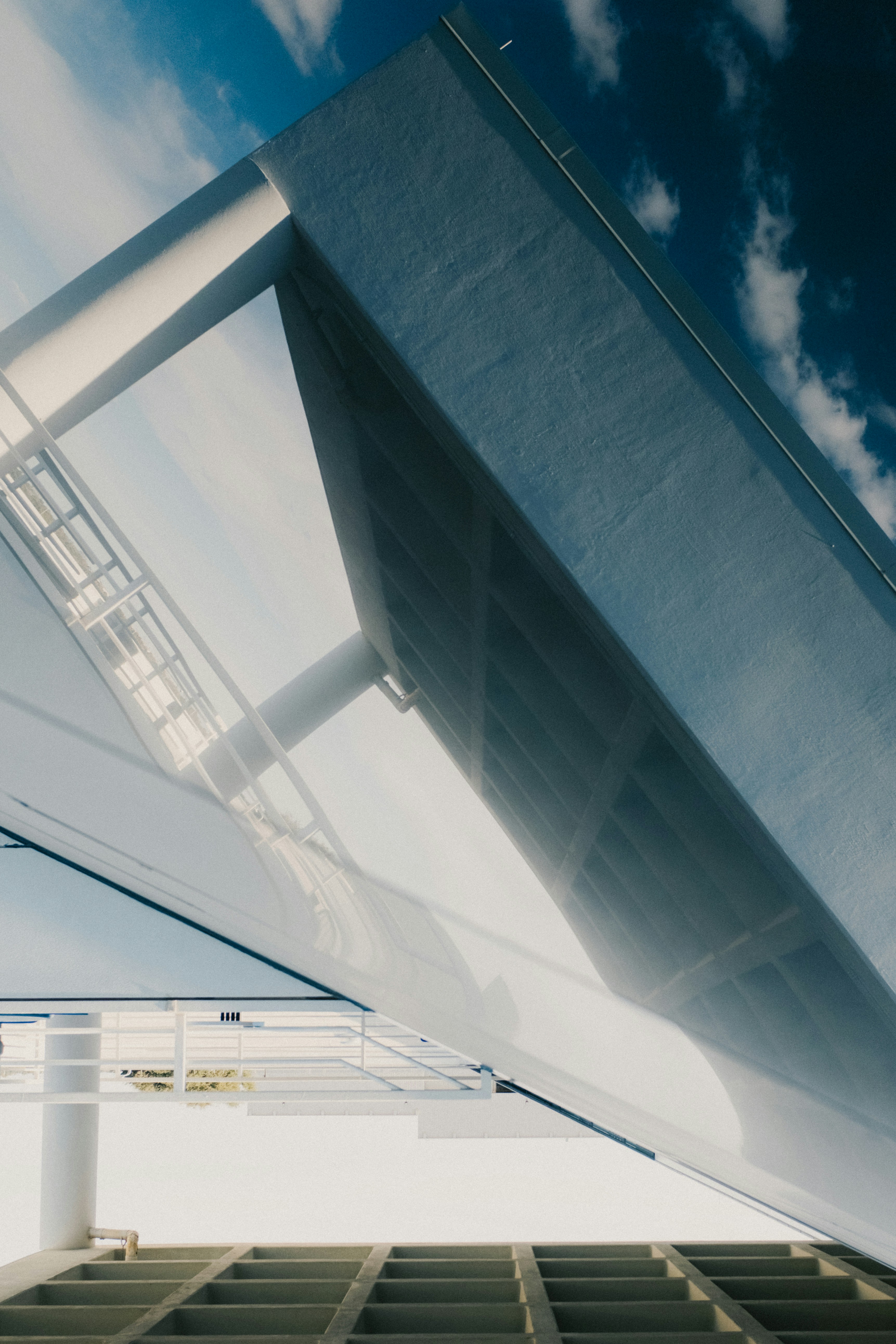 Tilted Sky Bridge: An Architectural Perspective in Motion