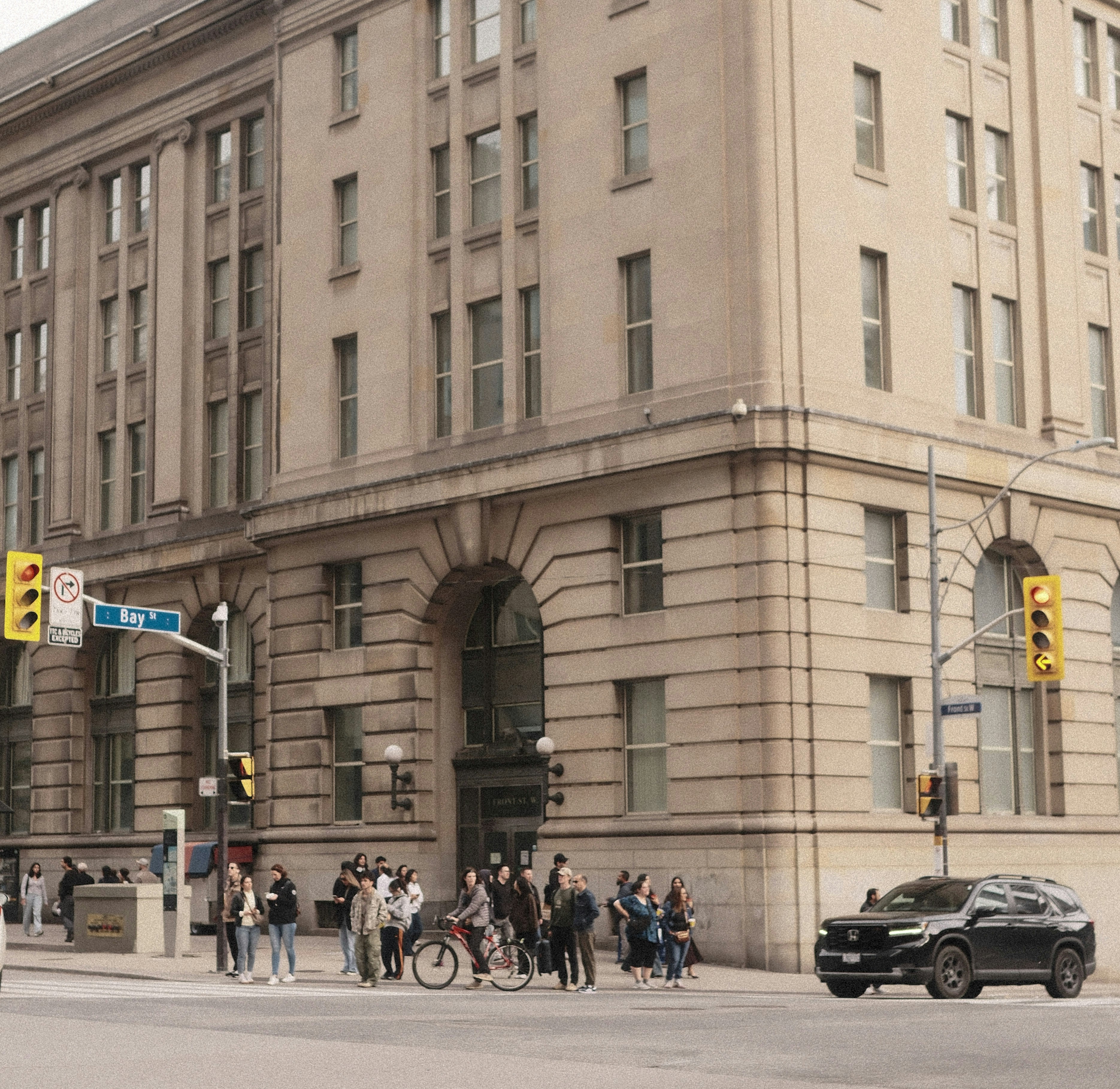 City Street Gathering at the Grand Courthouse
