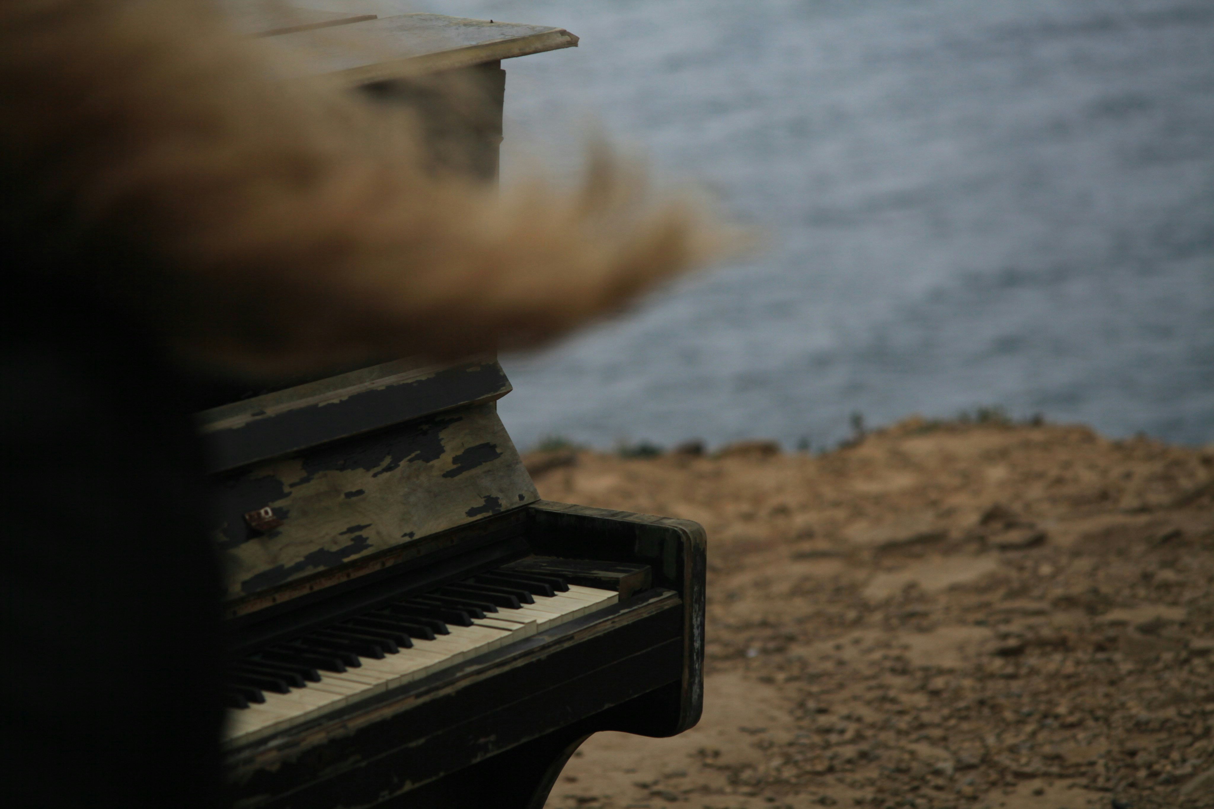 Quiet Piano by the Shore: Where Echoes Meet the Wind