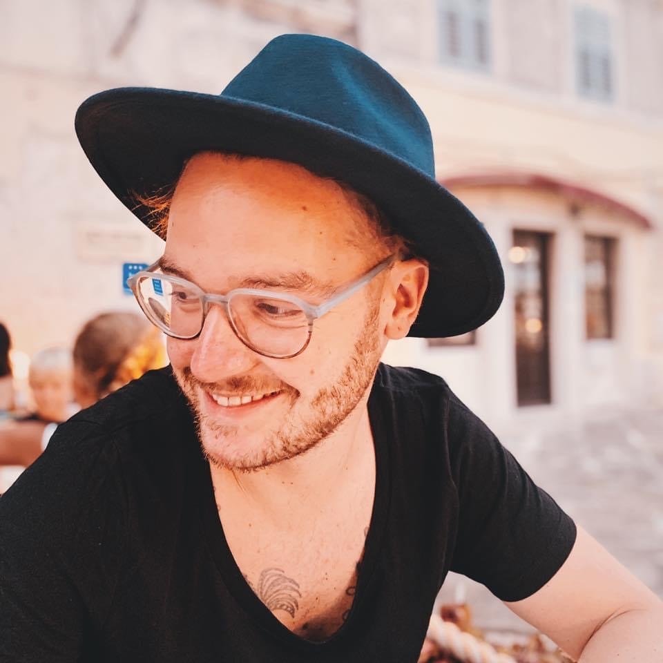 Timo Wagner (@timovaknar) | Unsplash Photo Community